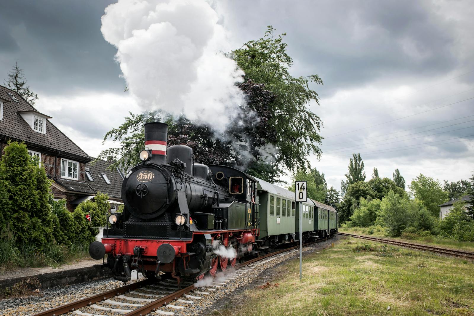 Steam Train Photos, Download The BEST Free Steam Train Stock Photos ...