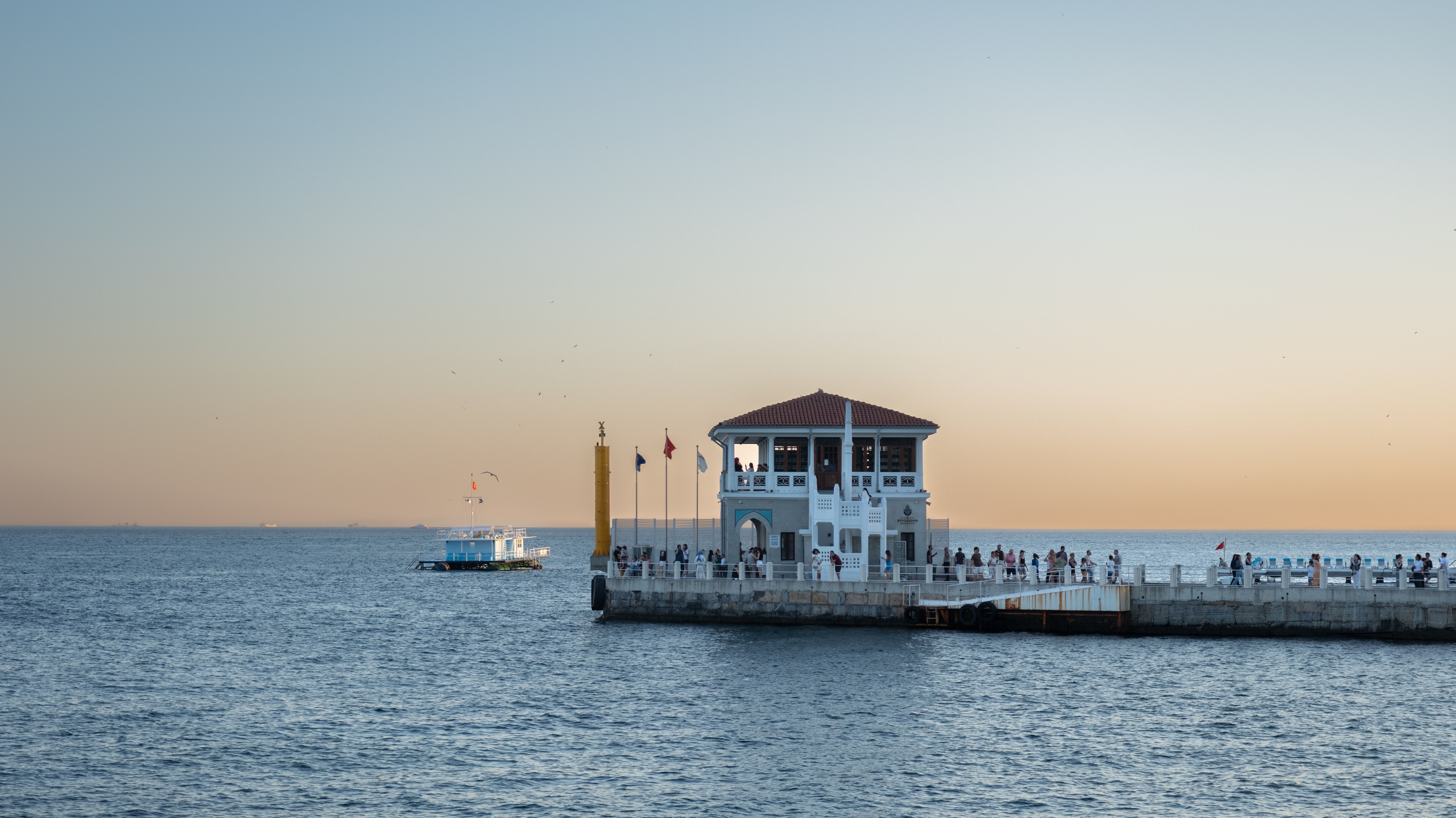Sea Services Photos, Download The BEST Free Sea Services Stock Photos ...