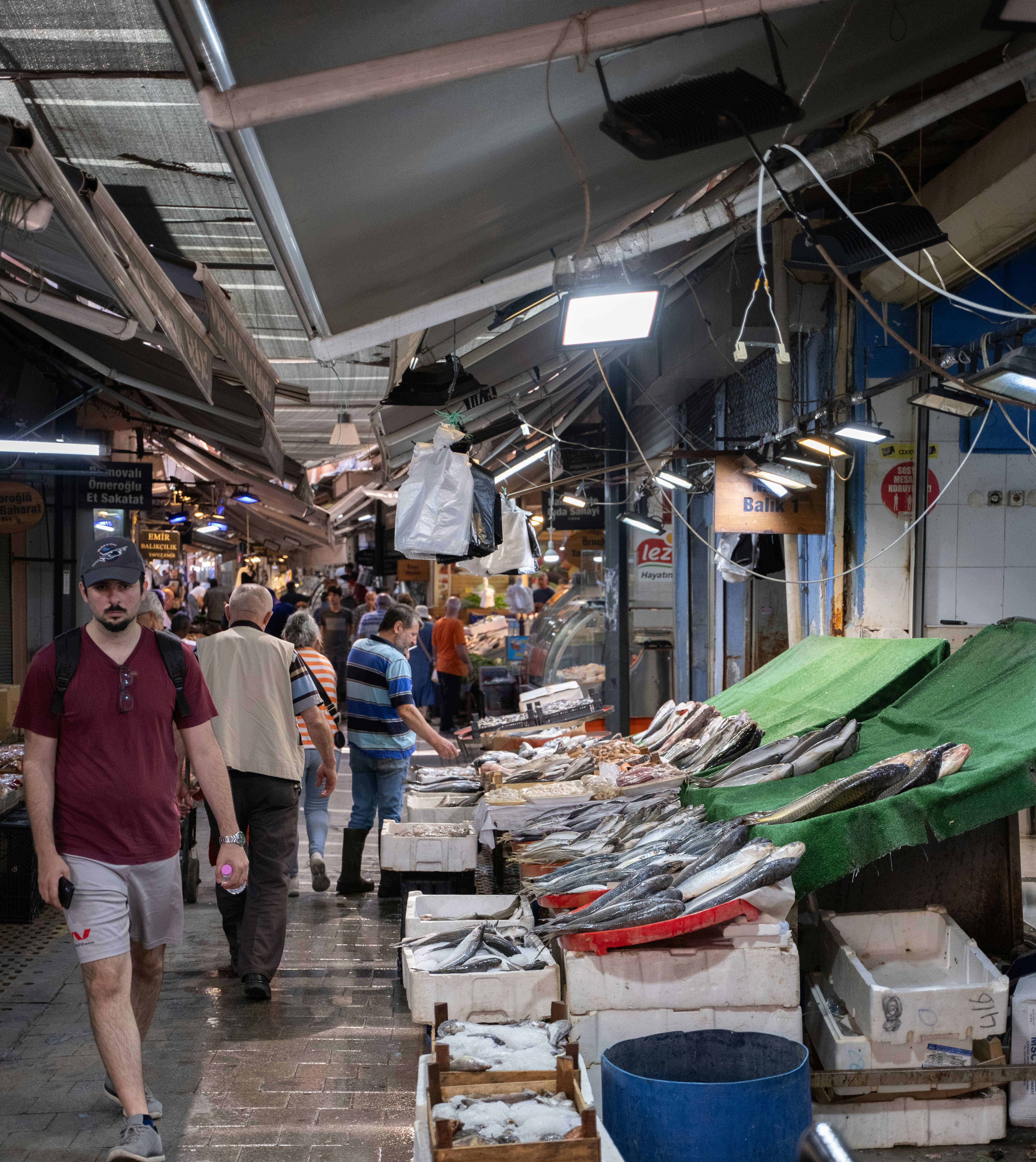 Fisher Market Stall · Free Stock Photo