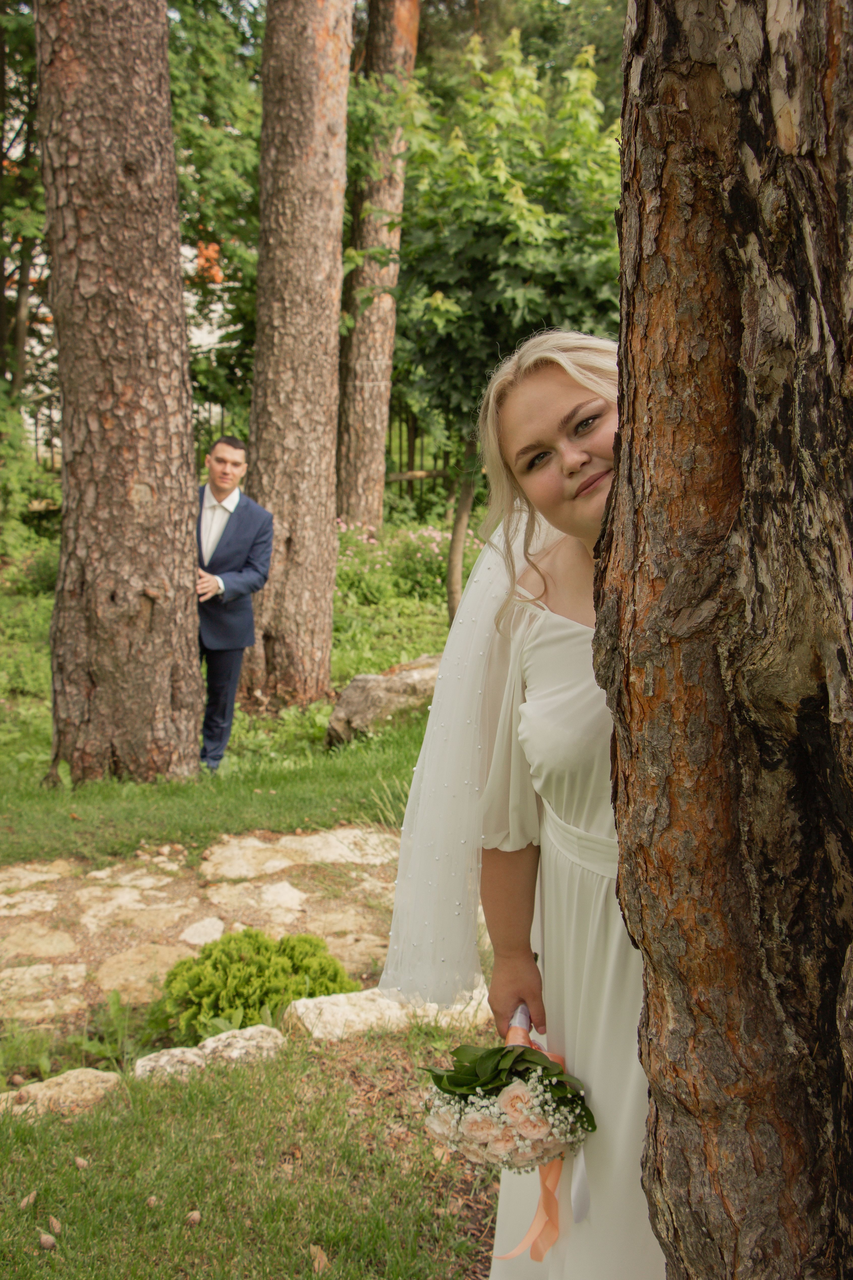 Bride Hiding Photos, Download The BEST Free Bride Hiding Stock Photos ...