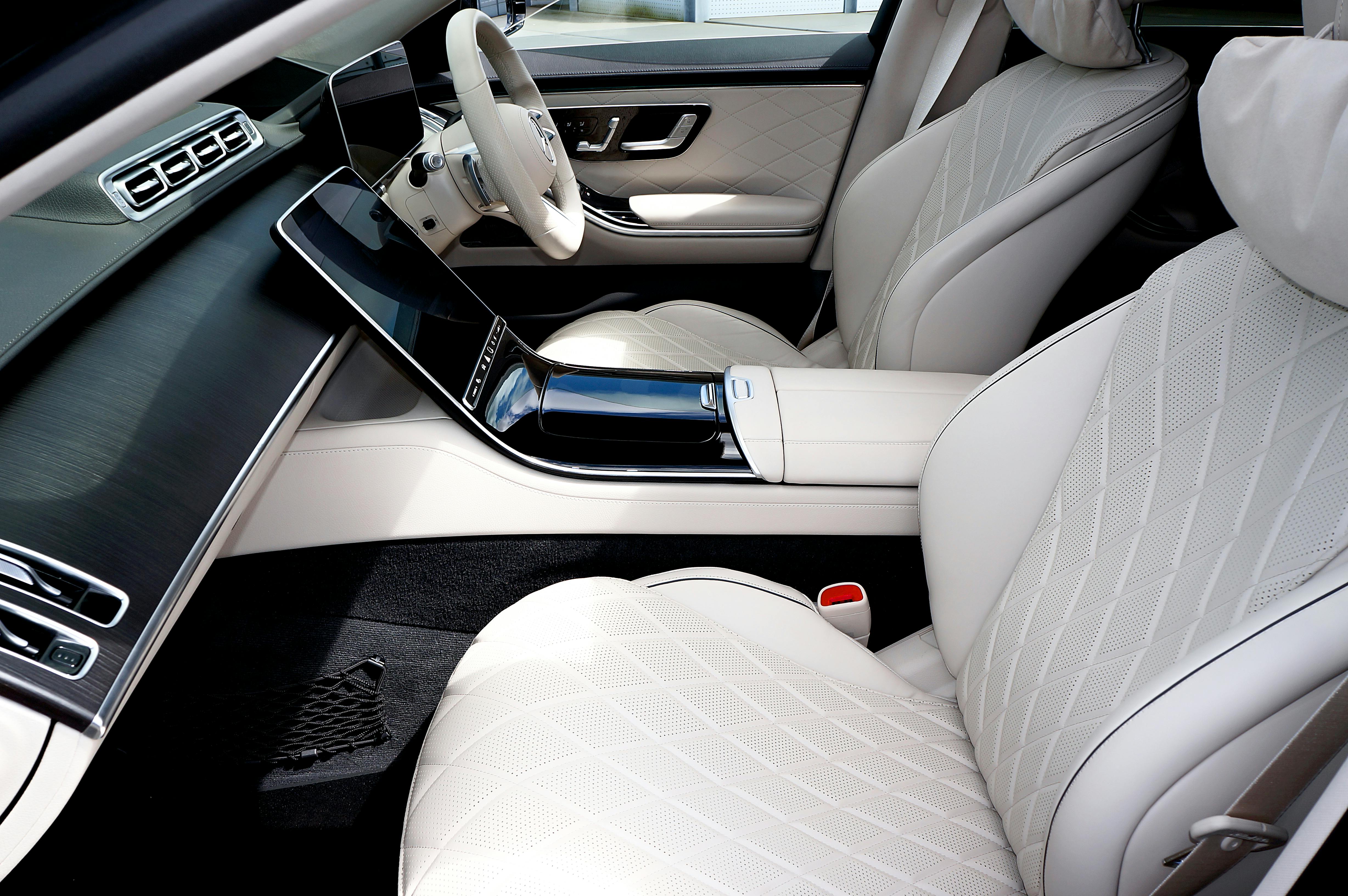 Seats and Interior of Mercedes S450 · Free Stock Photo