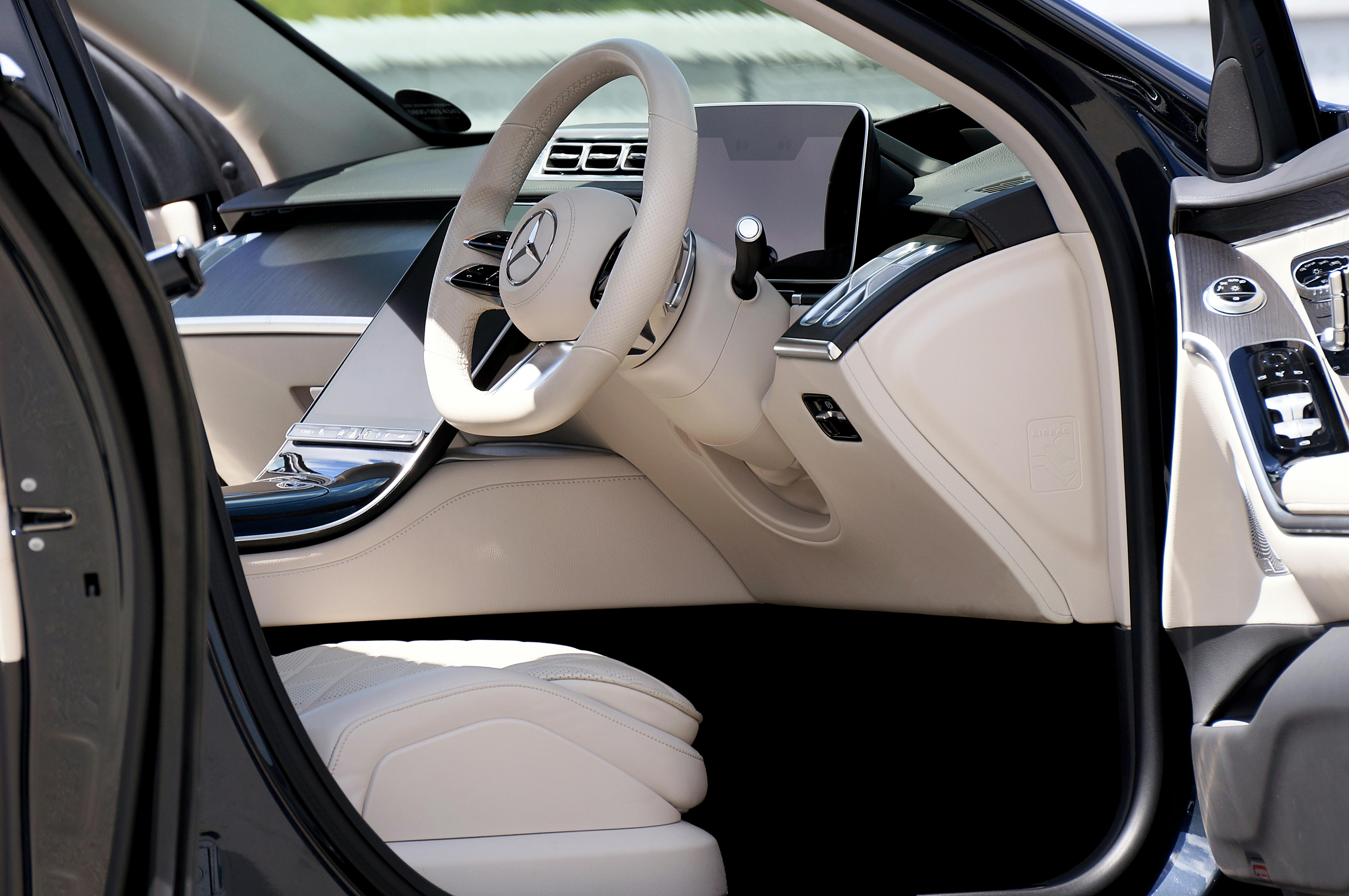 Interior of Mercedes S450 · Free Stock Photo