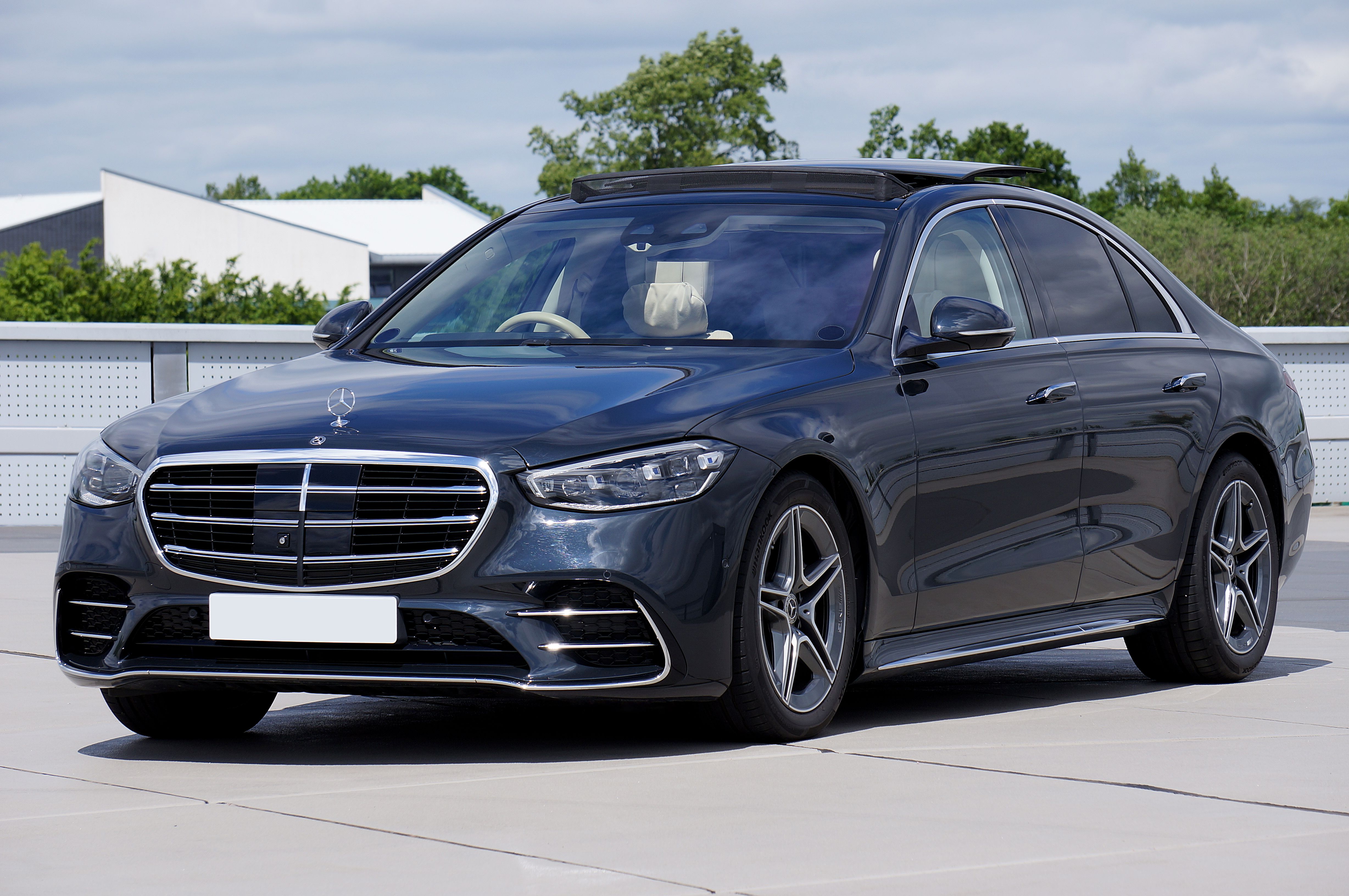 A Black Mercedes-Benz S-Class · Free Stock Photo