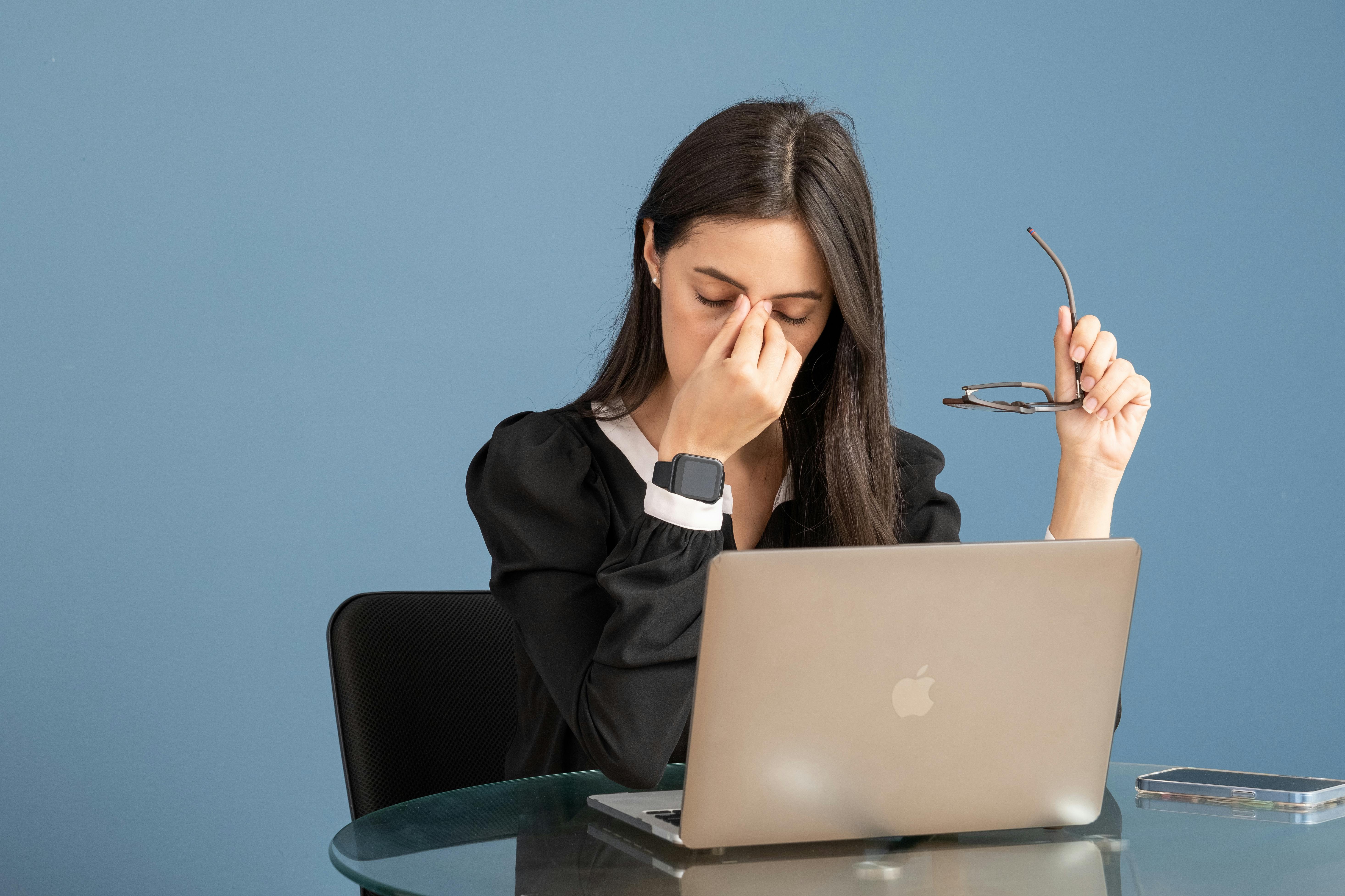 Imagine de stoc gratuită cu #de interior, afaceri, angajat, birou ...