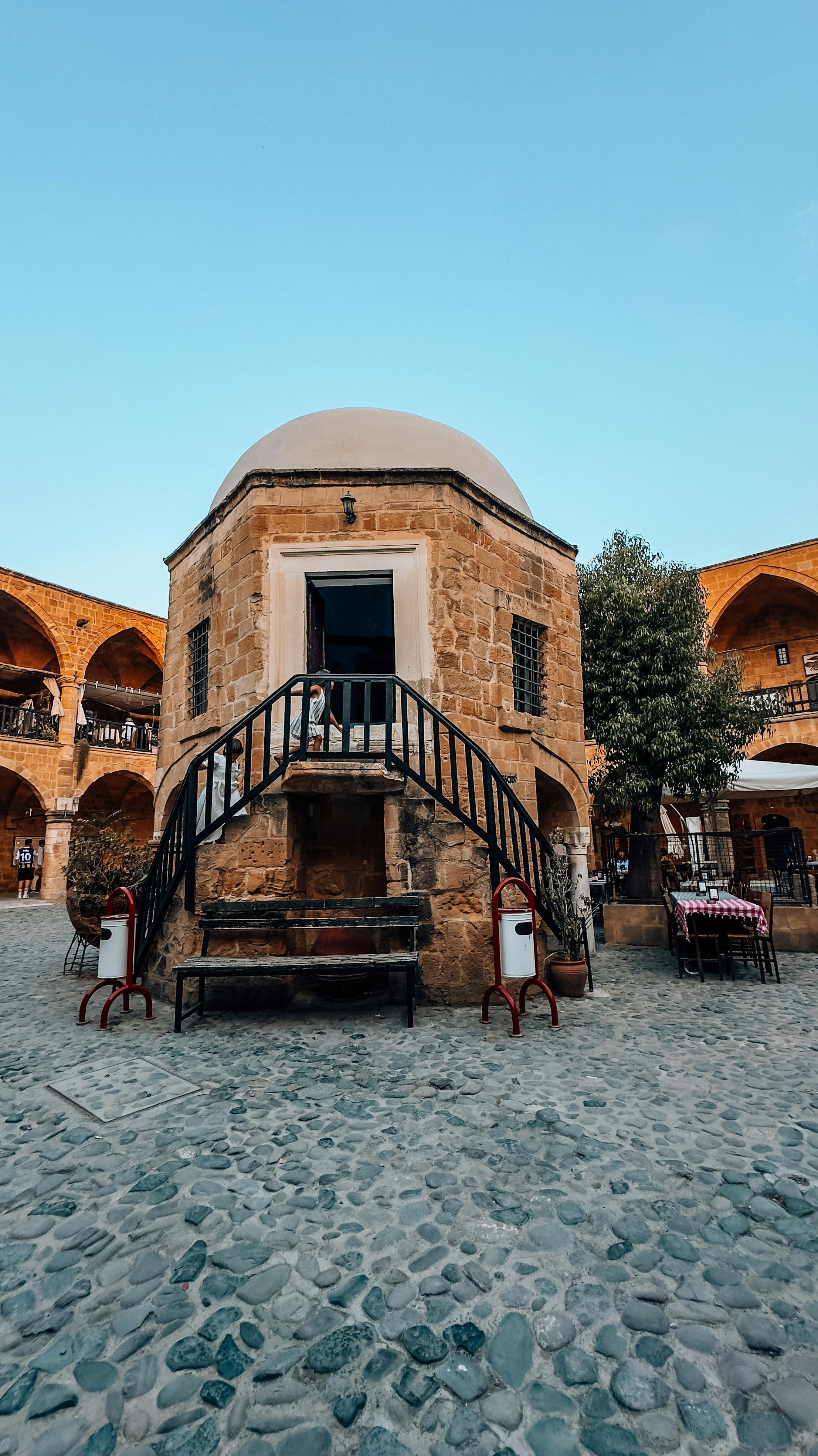 Foto de stock gratuita sobre arquitectura otomana, banco, buyuk han ...