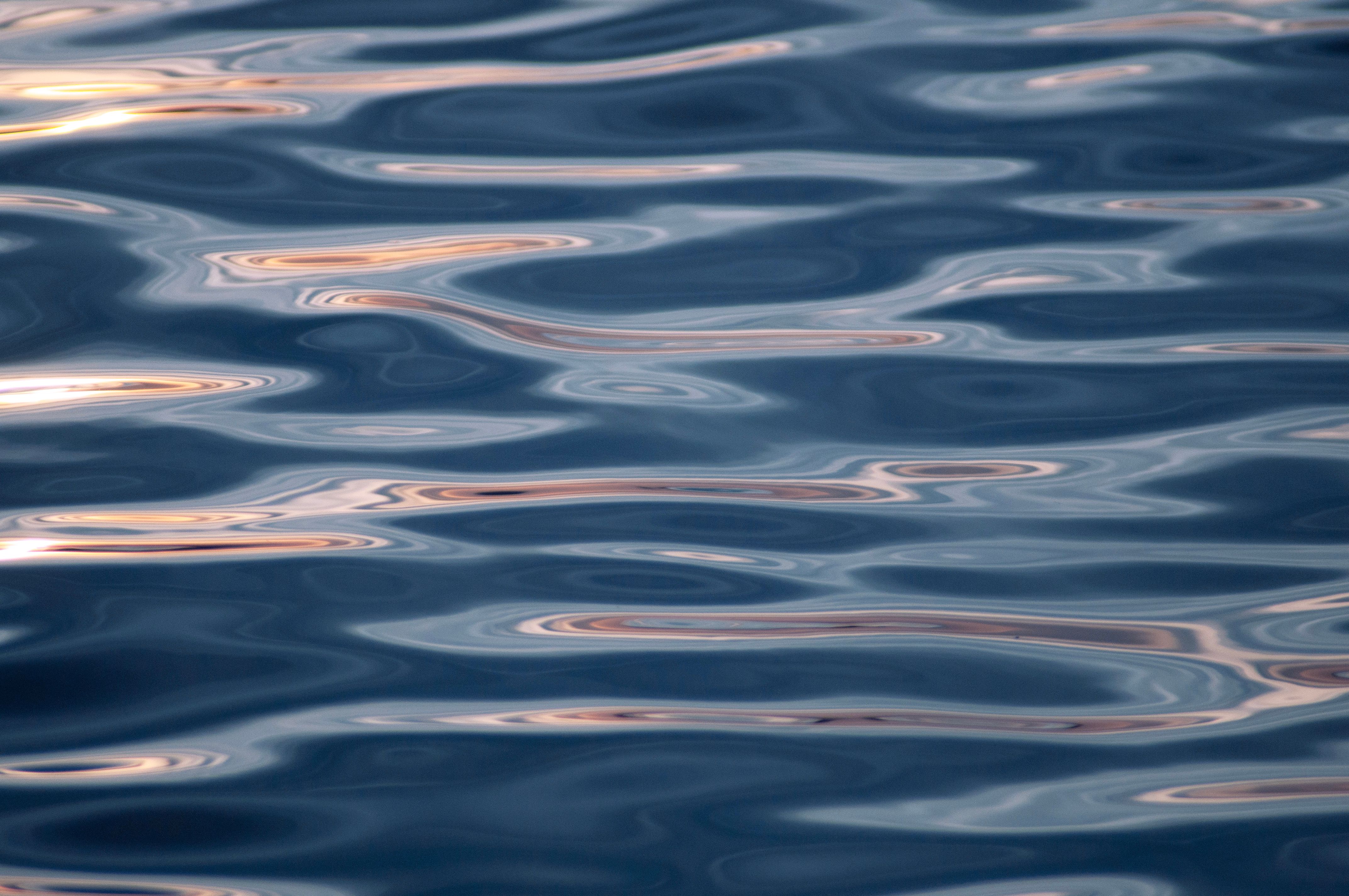 Blue Body of Water · Free Stock Photo
