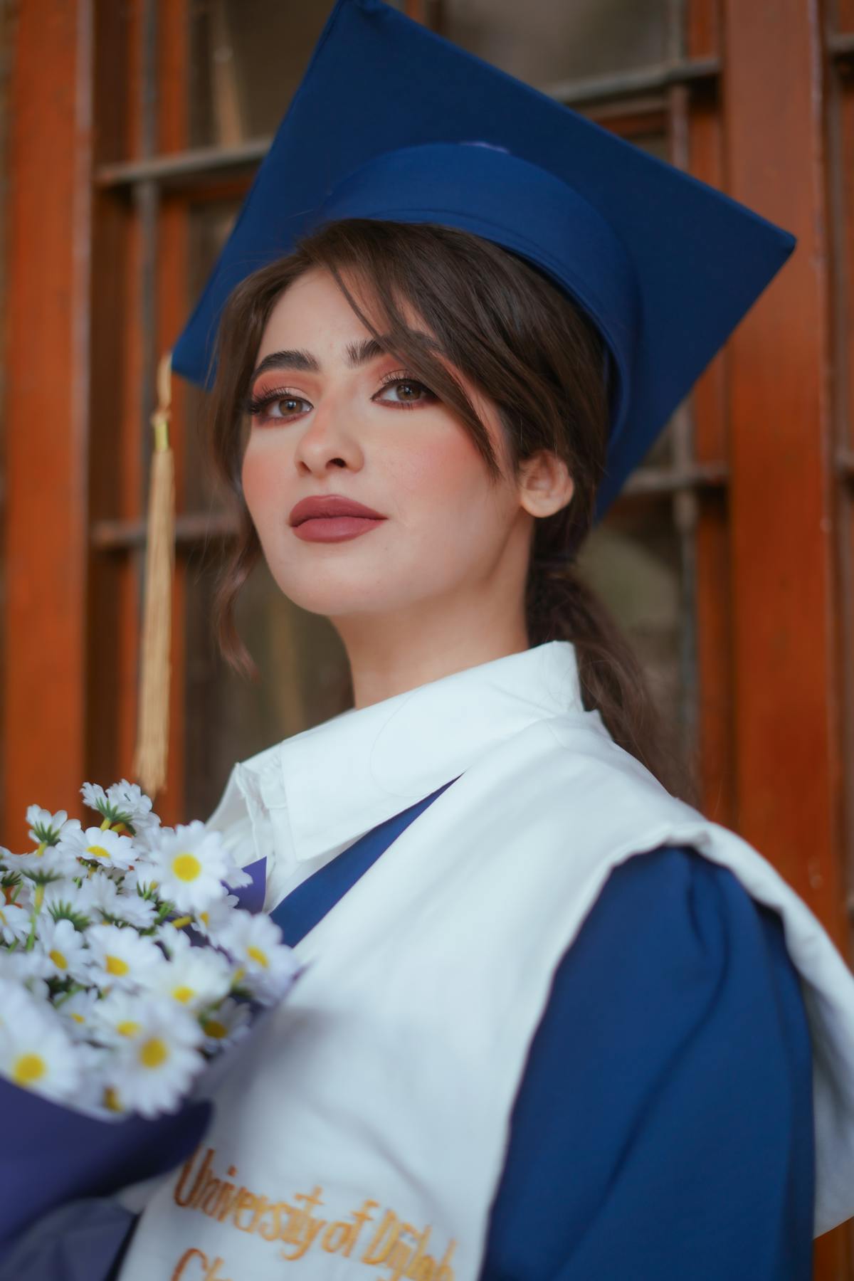 Graduation Portrait Photos, Download The BEST Free Graduation Portrait ...