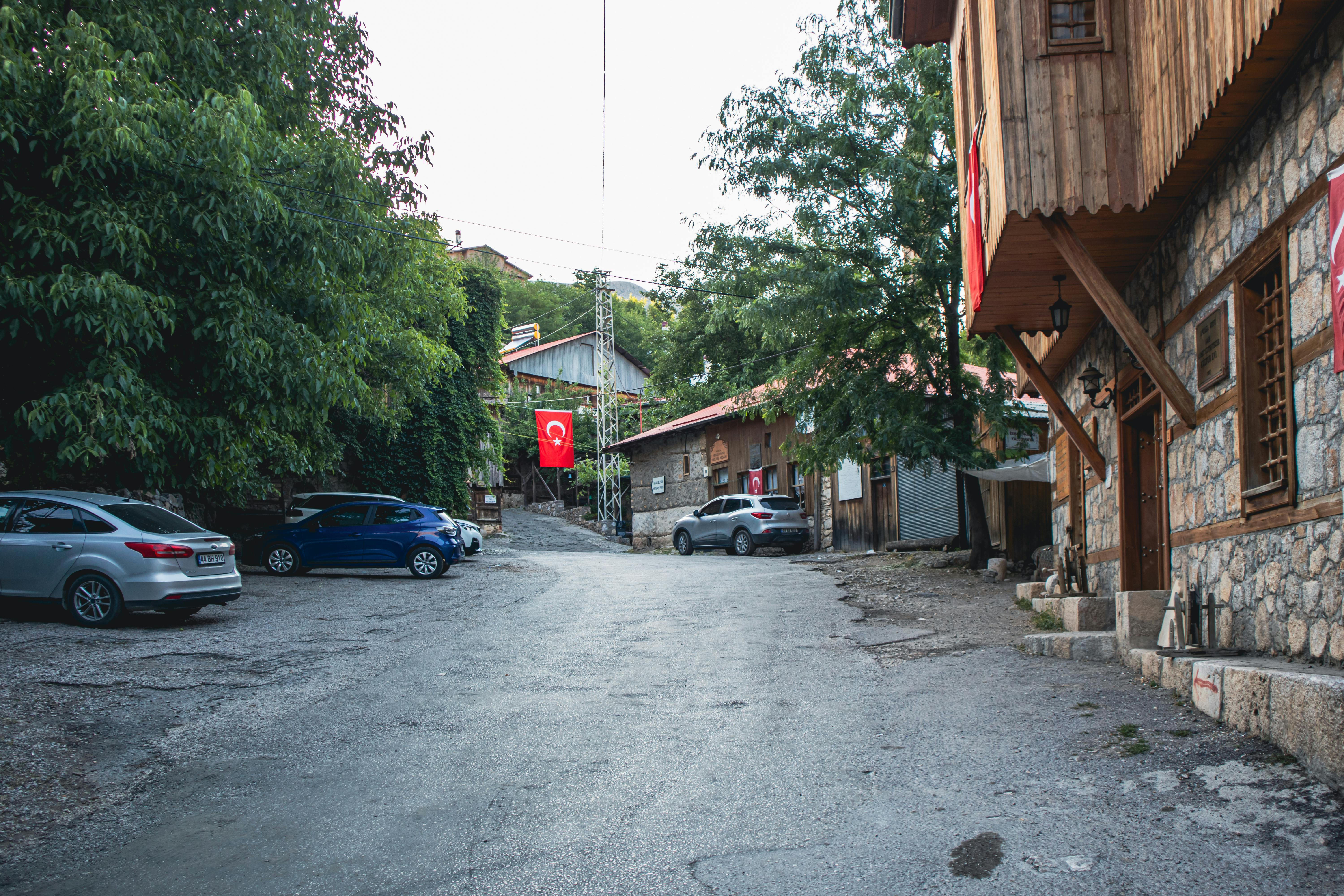 Rural Road in Turkey · Free Stock Photo