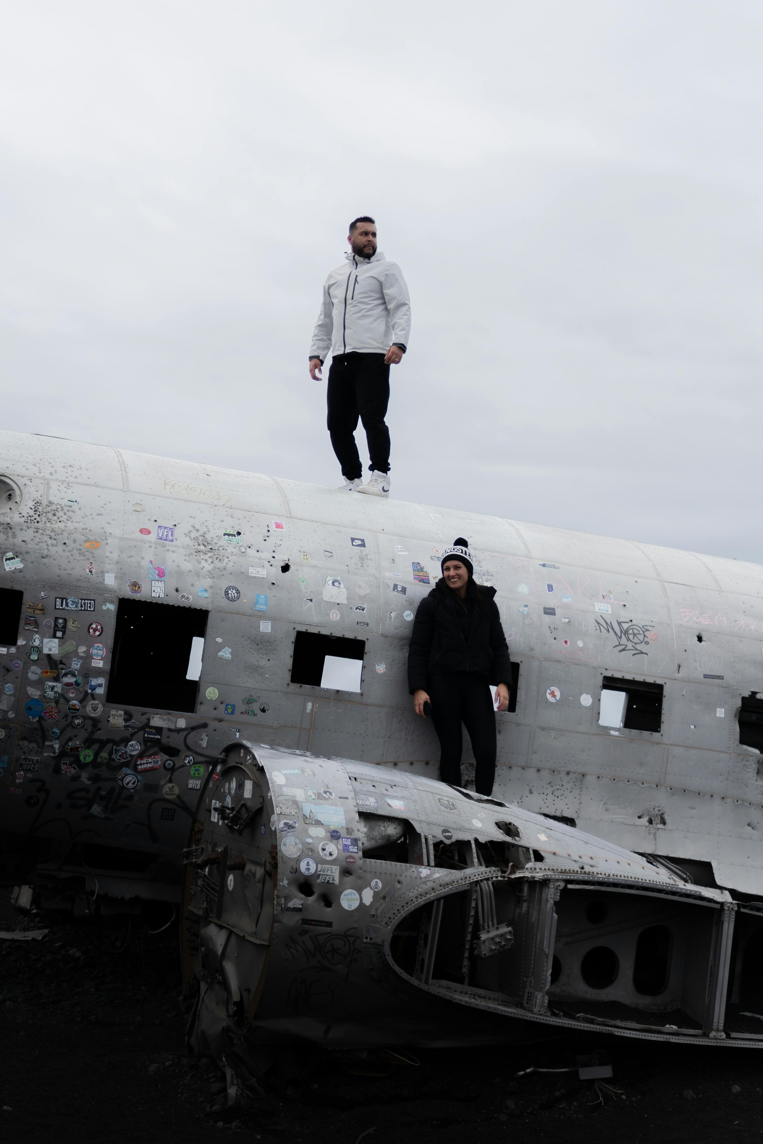 Alien Plane Photos, Download The BEST Free Alien Plane Stock Photos ...