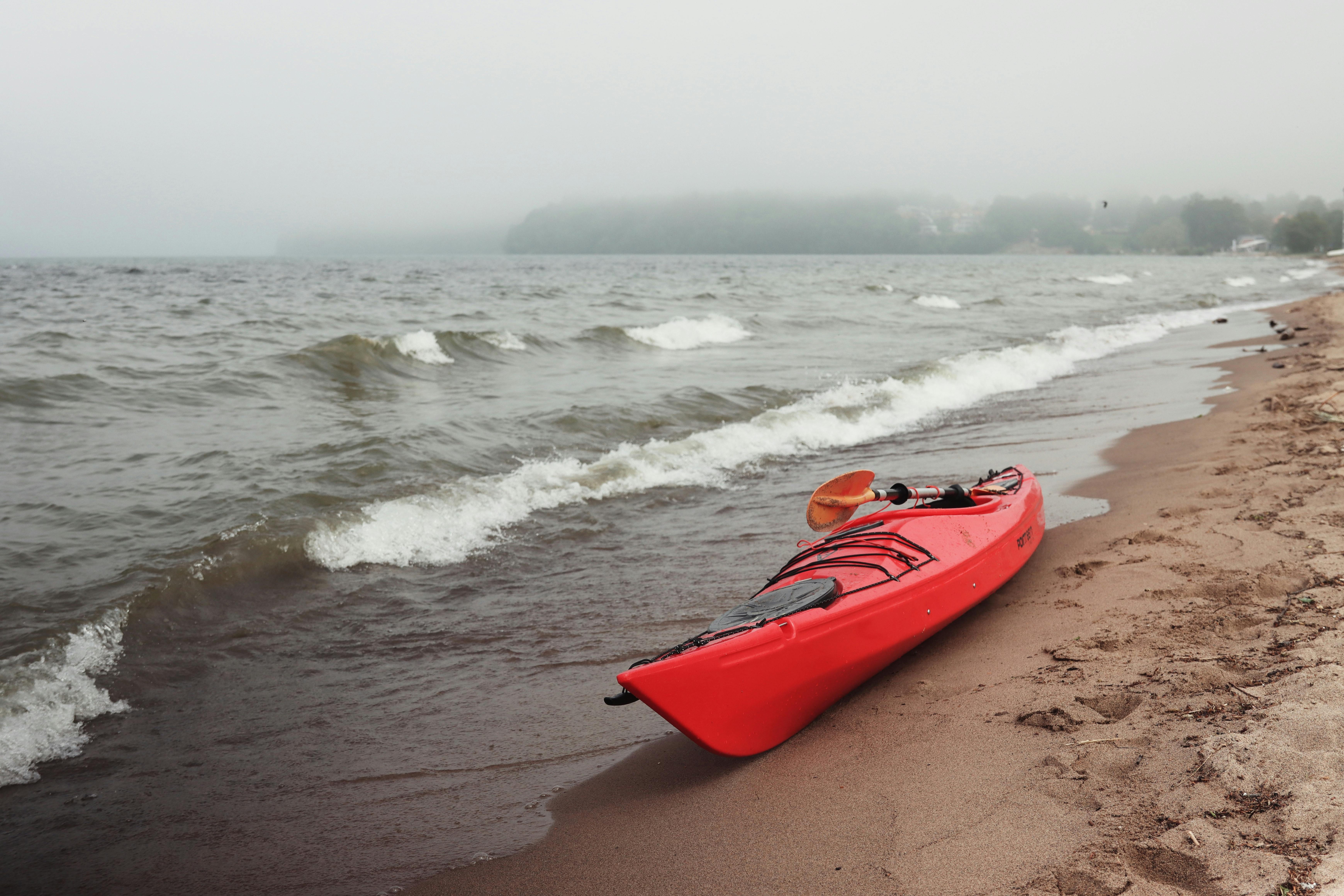 Kayak · Free Stock Photo