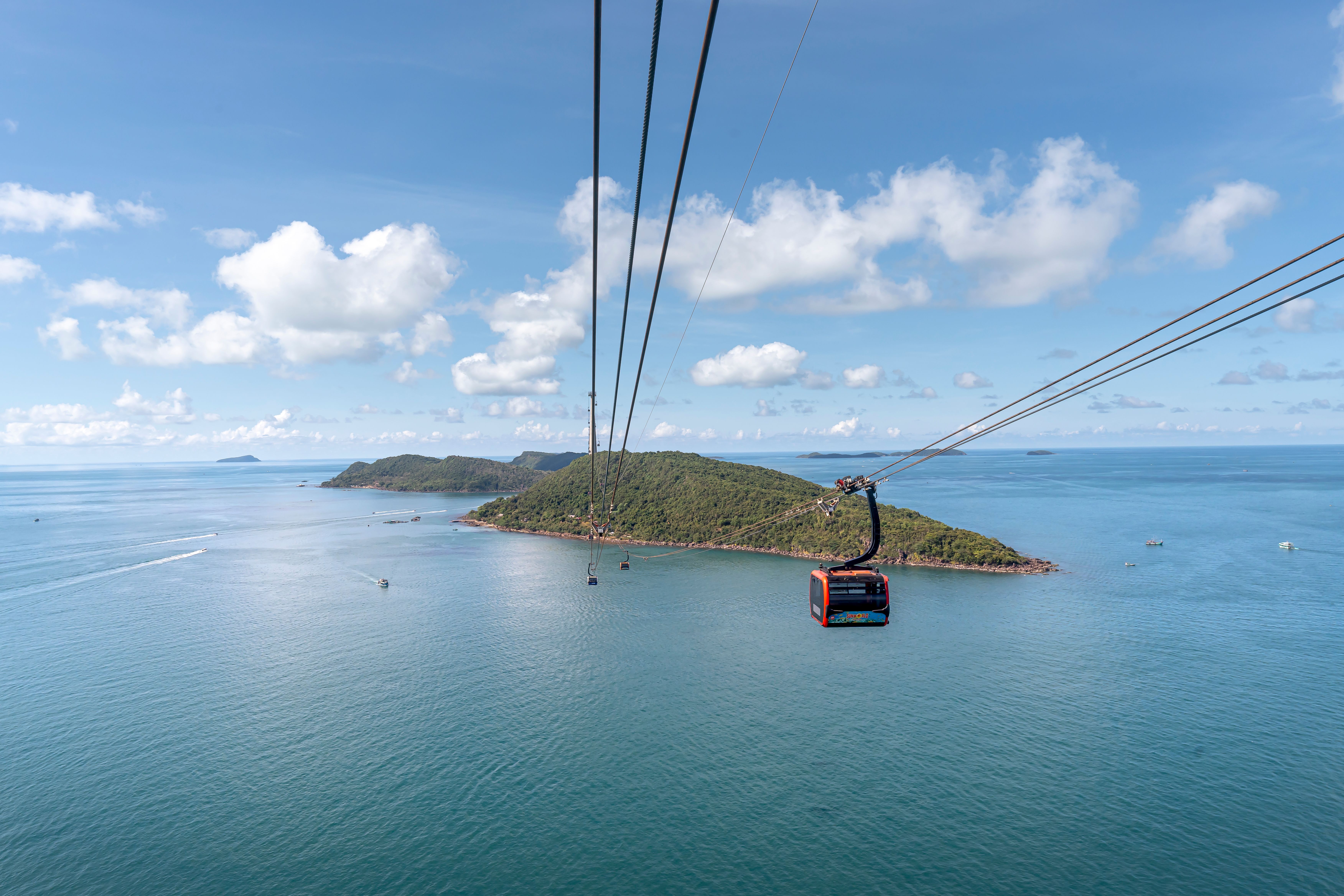 View of the Hon Thom Cable Car, Hon Thom, Vietnam · Free Stock Photo