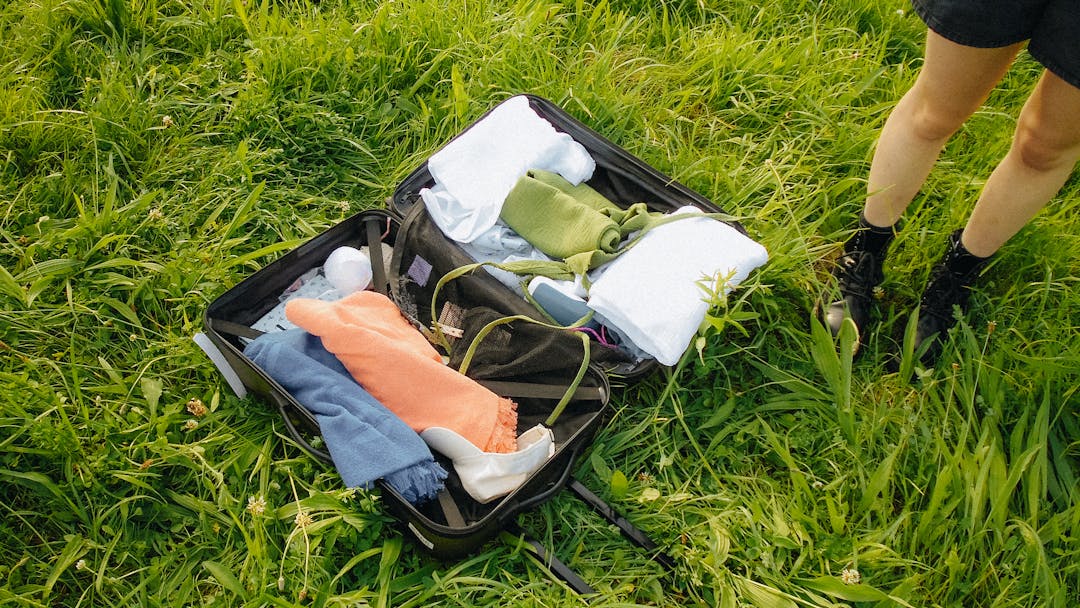 Travel Light Packing List: Essential Tips for Smart Packing