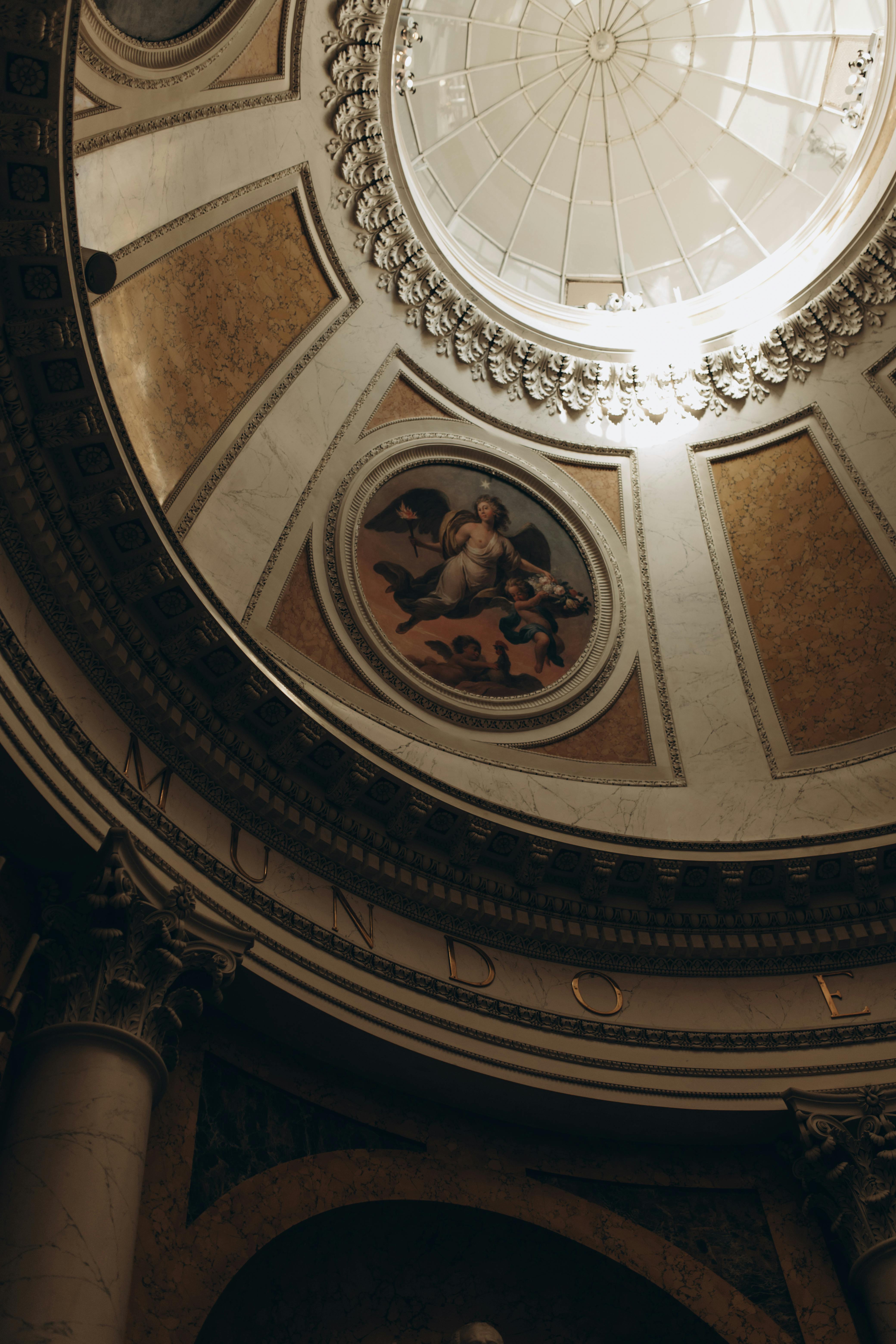 Dome in Wisconsin State Capitol · Free Stock Photo
