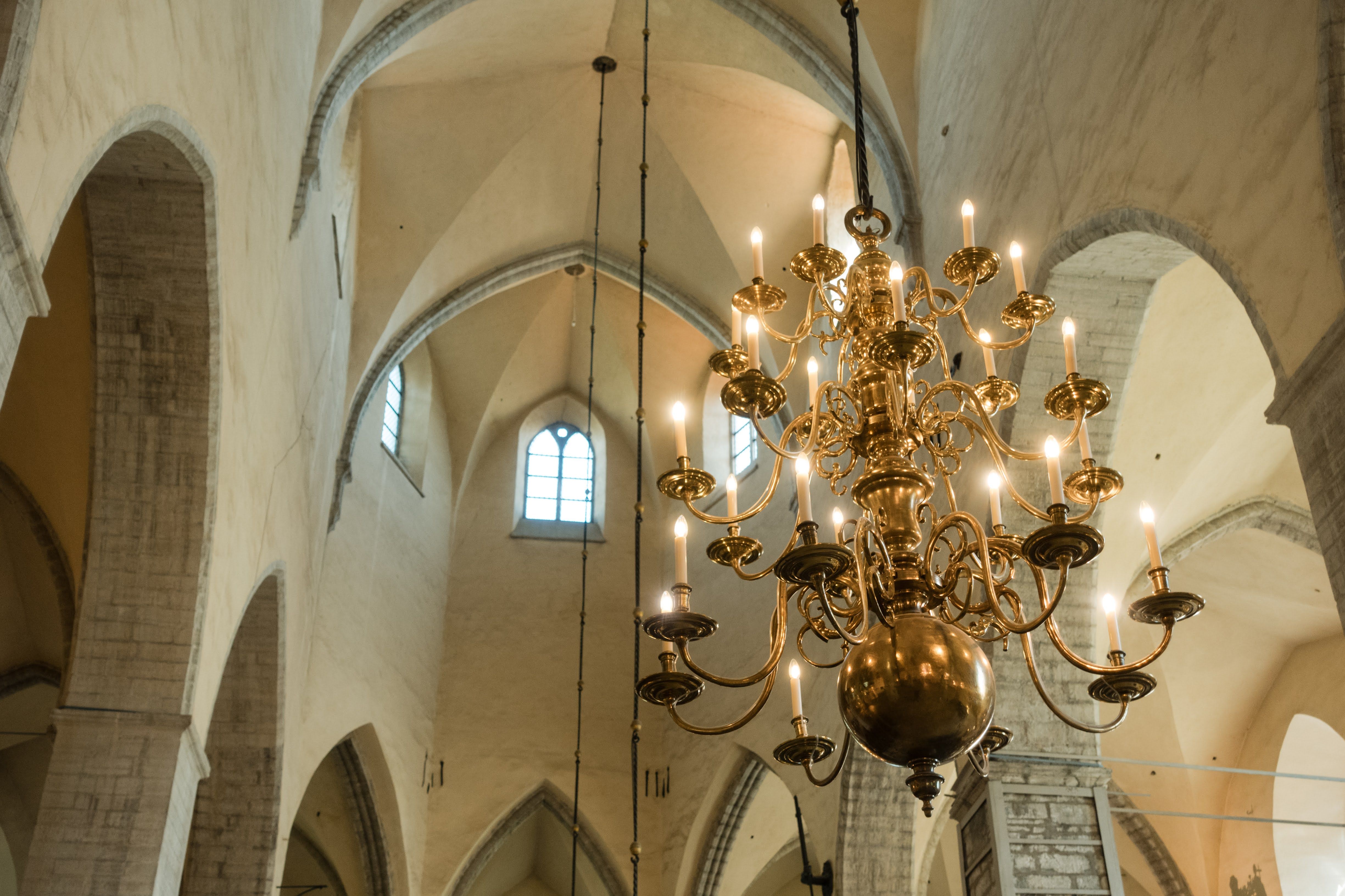 High Ceiling inside a Gothic Cathedral · Free Stock Photo