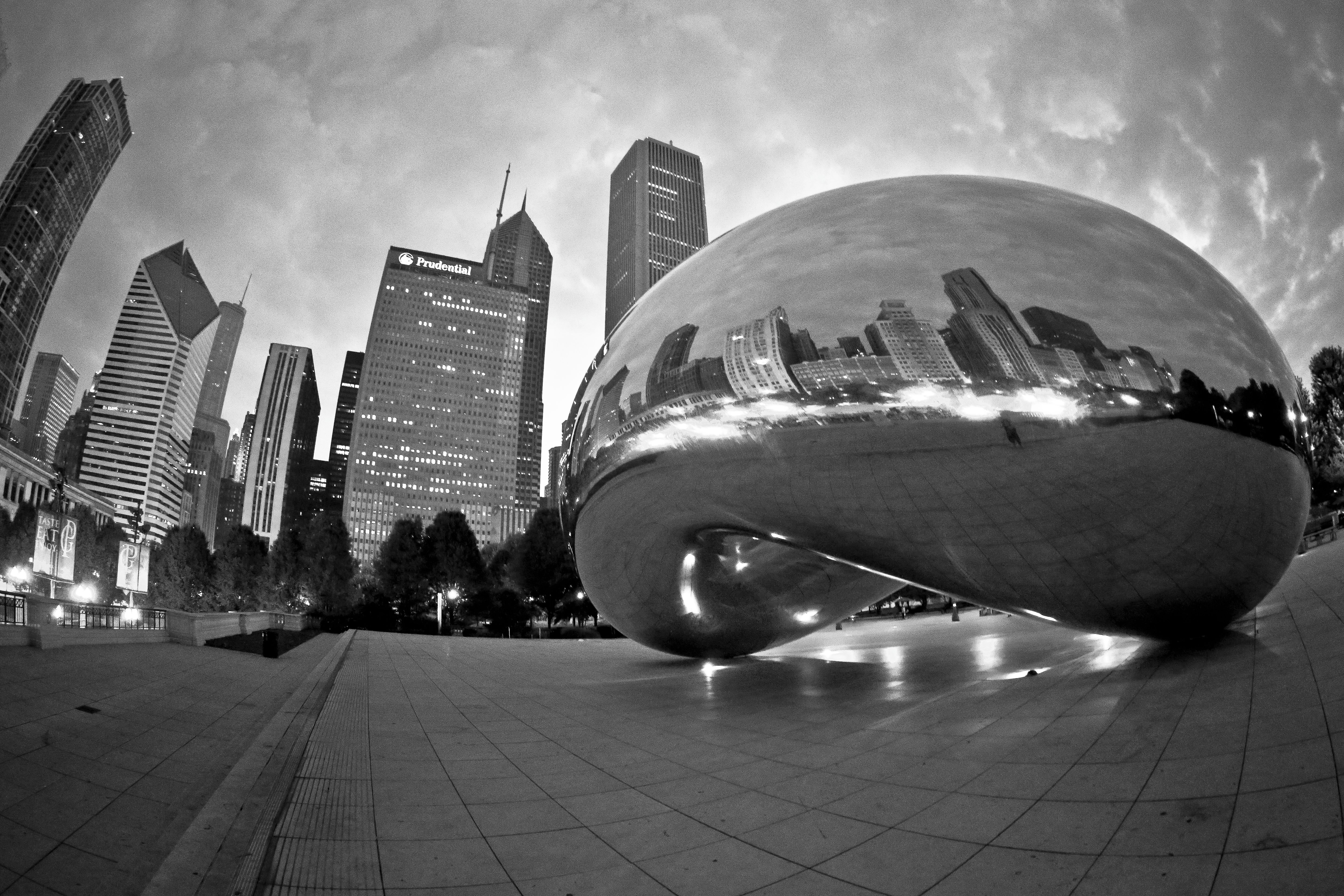 Cloud gate in chicago · Free Stock Photo