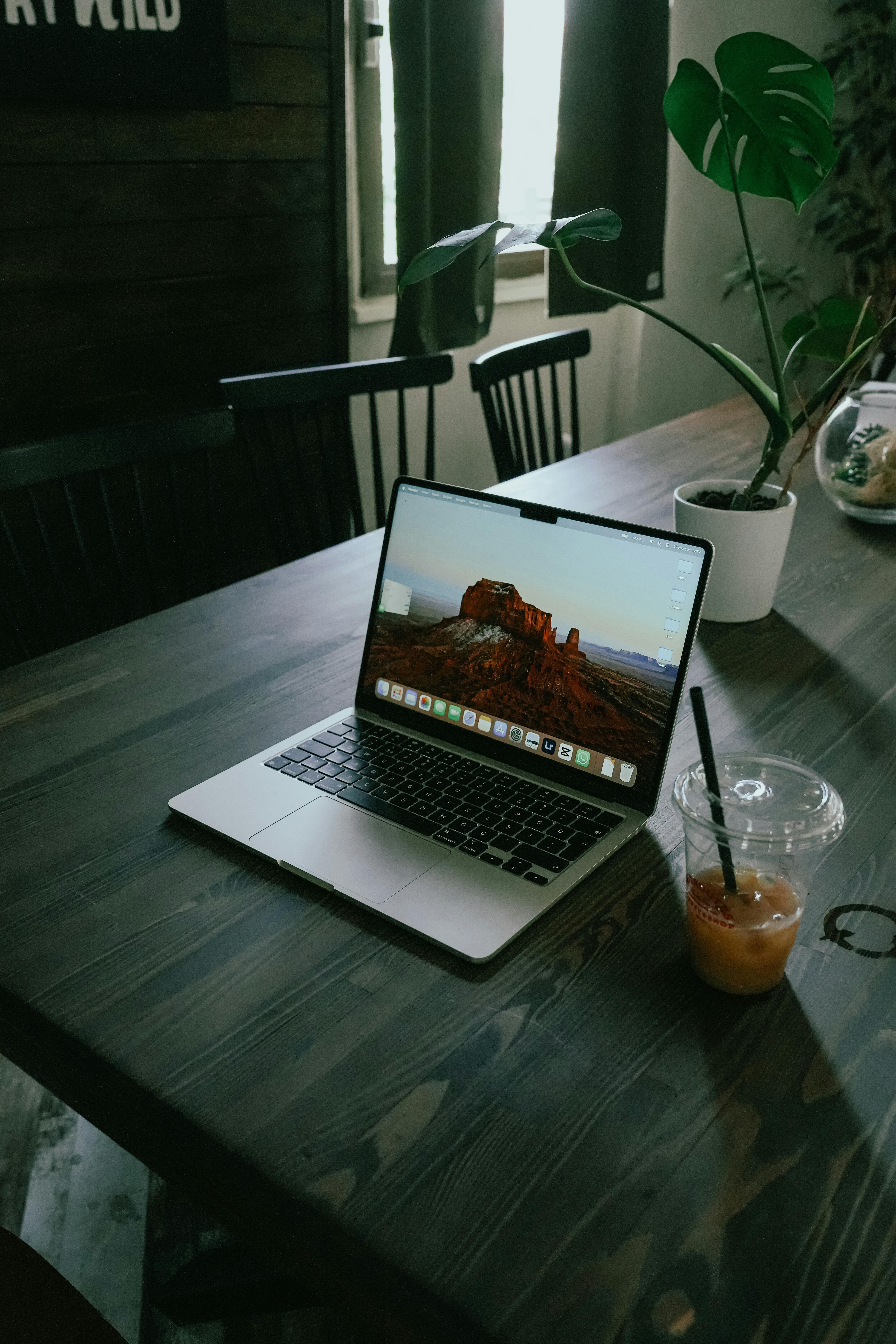 Table Top Photos, Download The BEST Free Table Top Stock Photos & HD Images