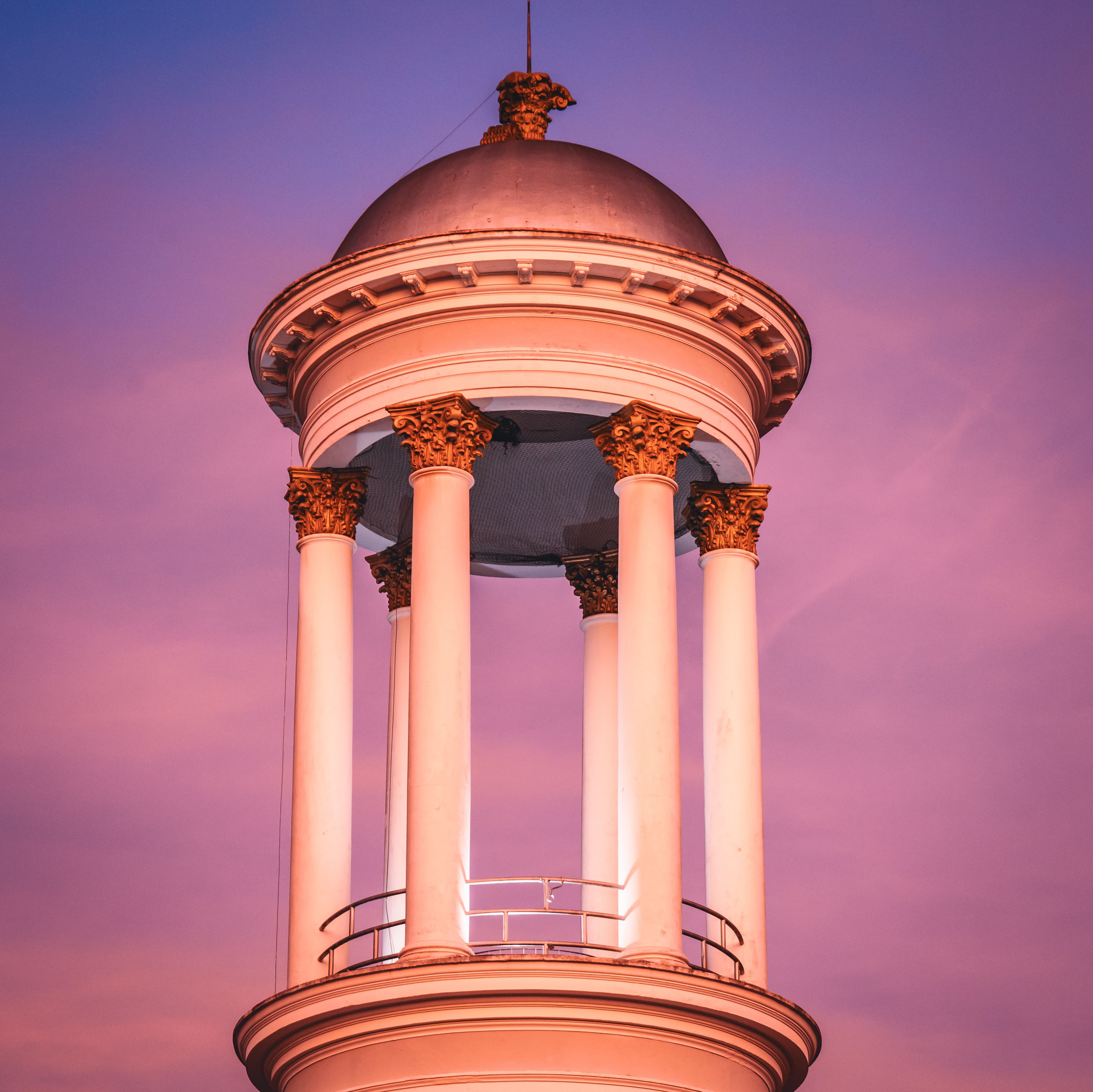 Dome Building with Columns · Free Stock Photo