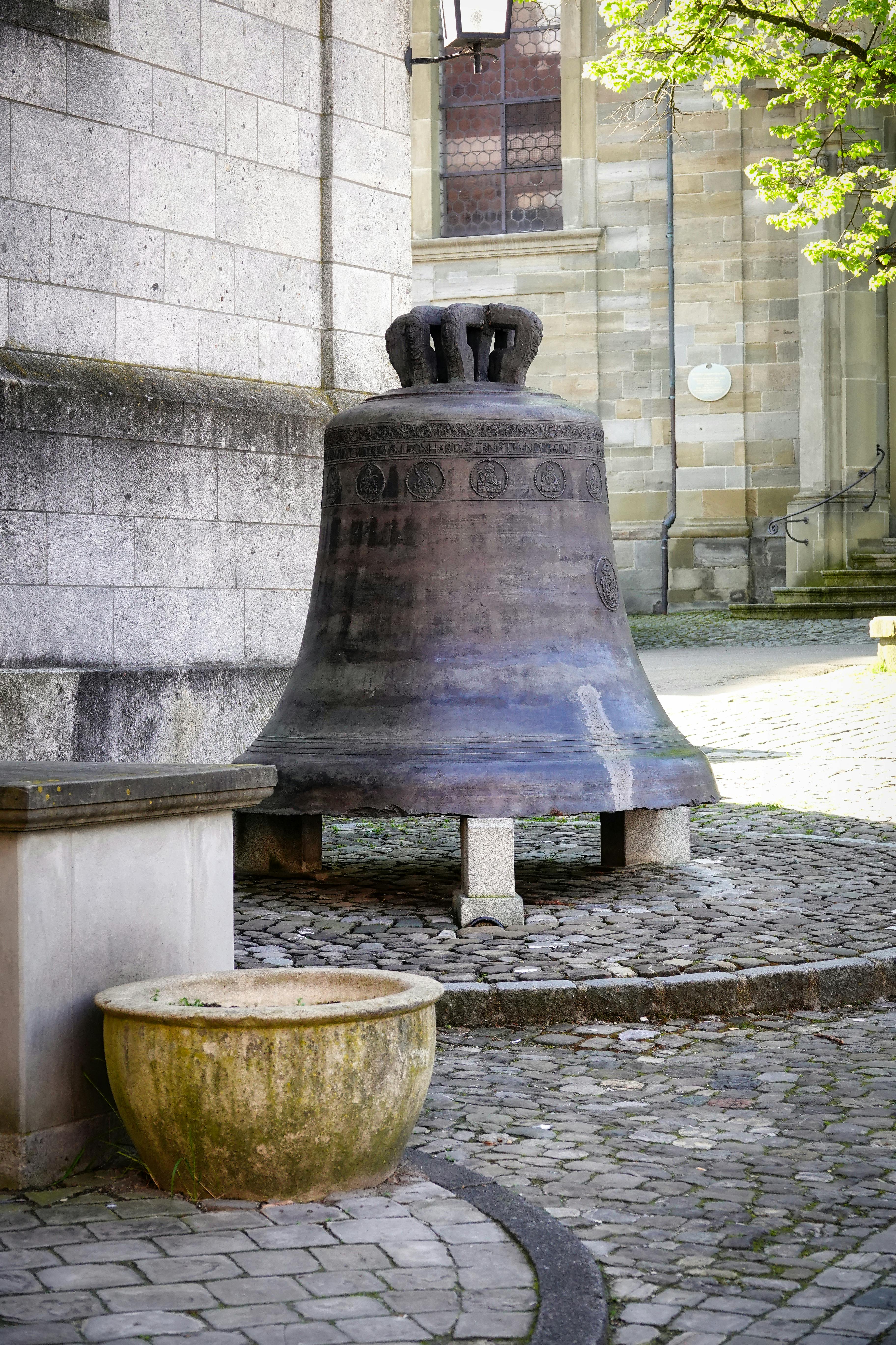 View of a Bell · Free Stock Photo