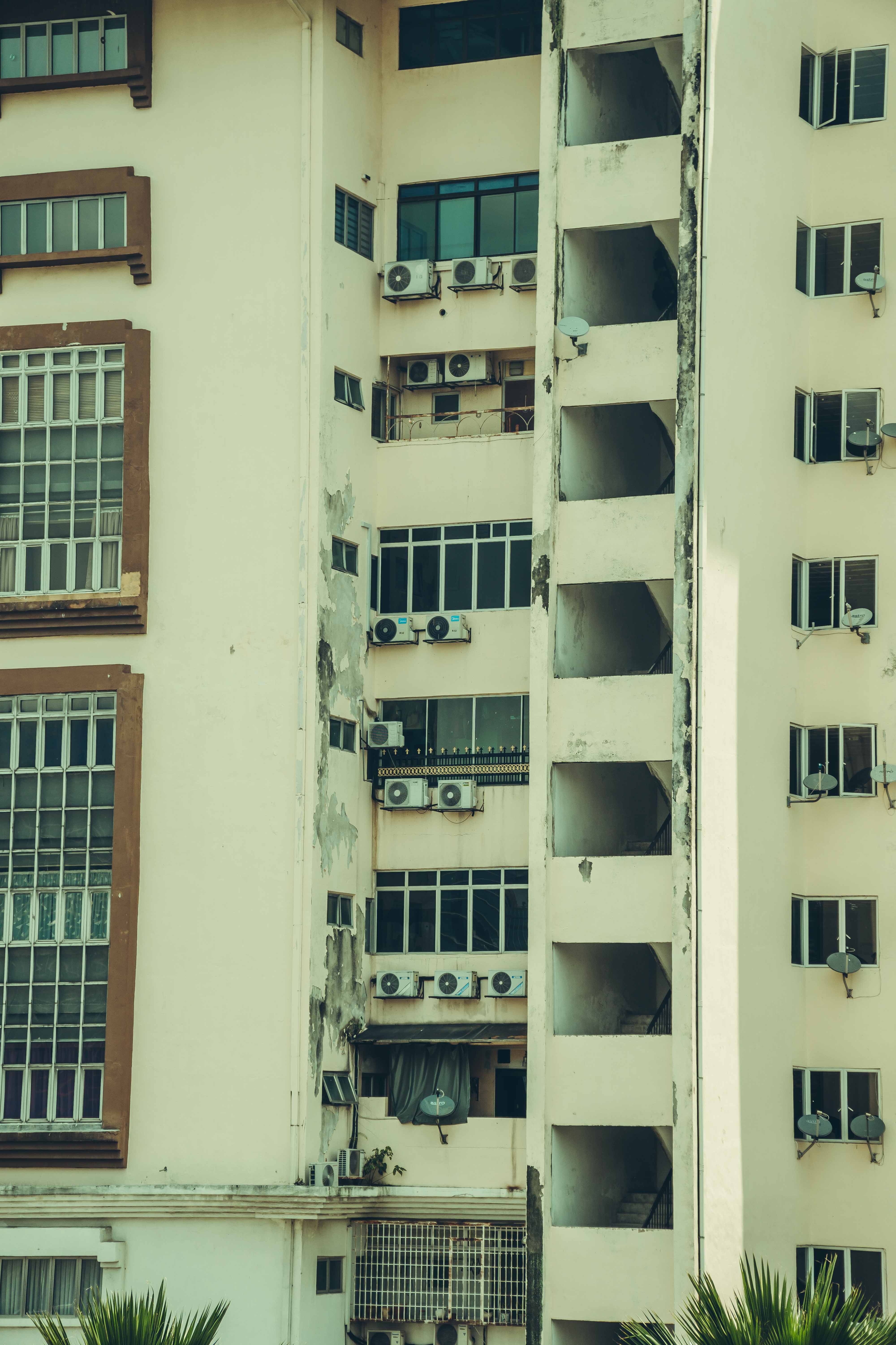 Wall of Block of Flats · Free Stock Photo