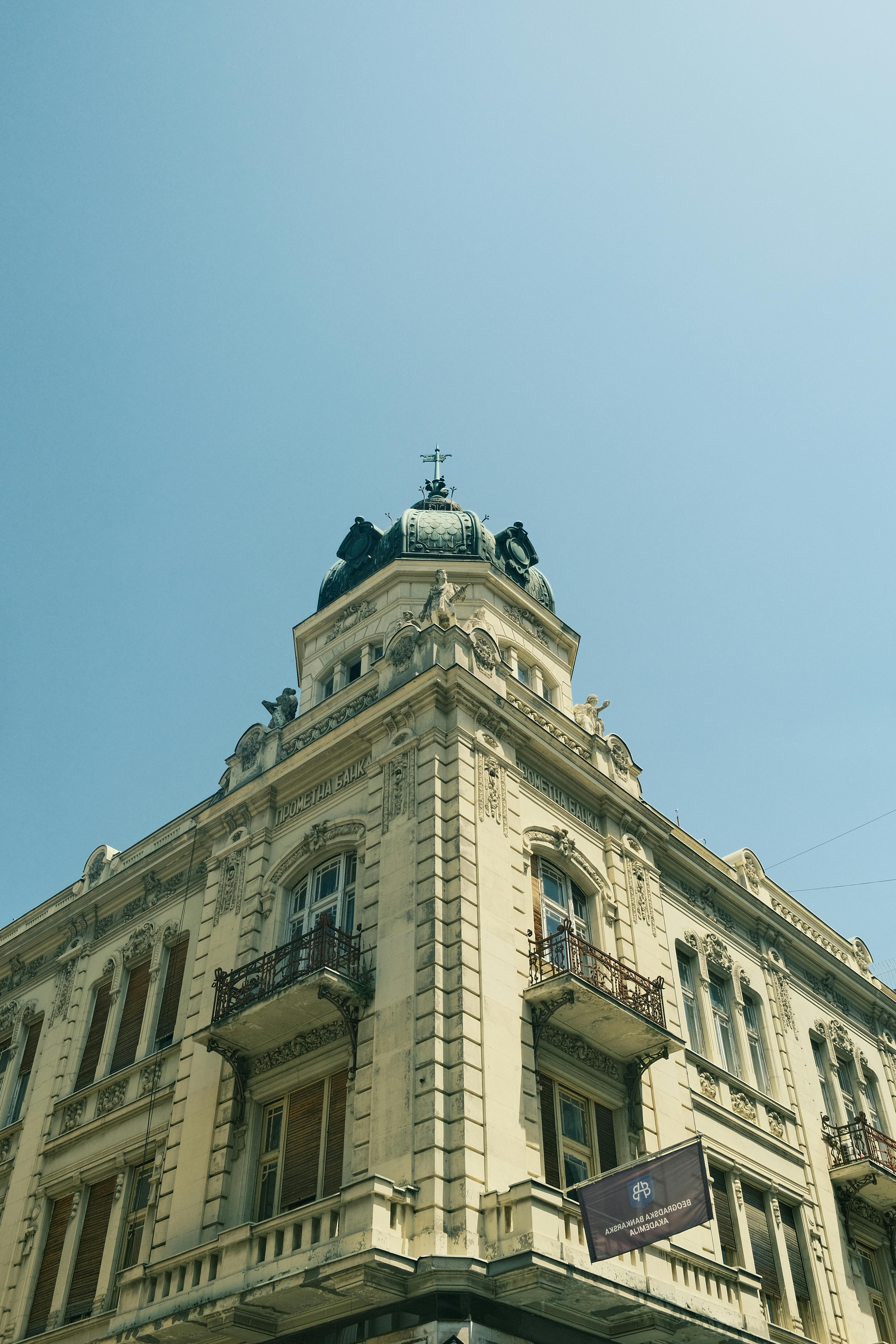 Corner of Building in Belgrade · Free Stock Photo