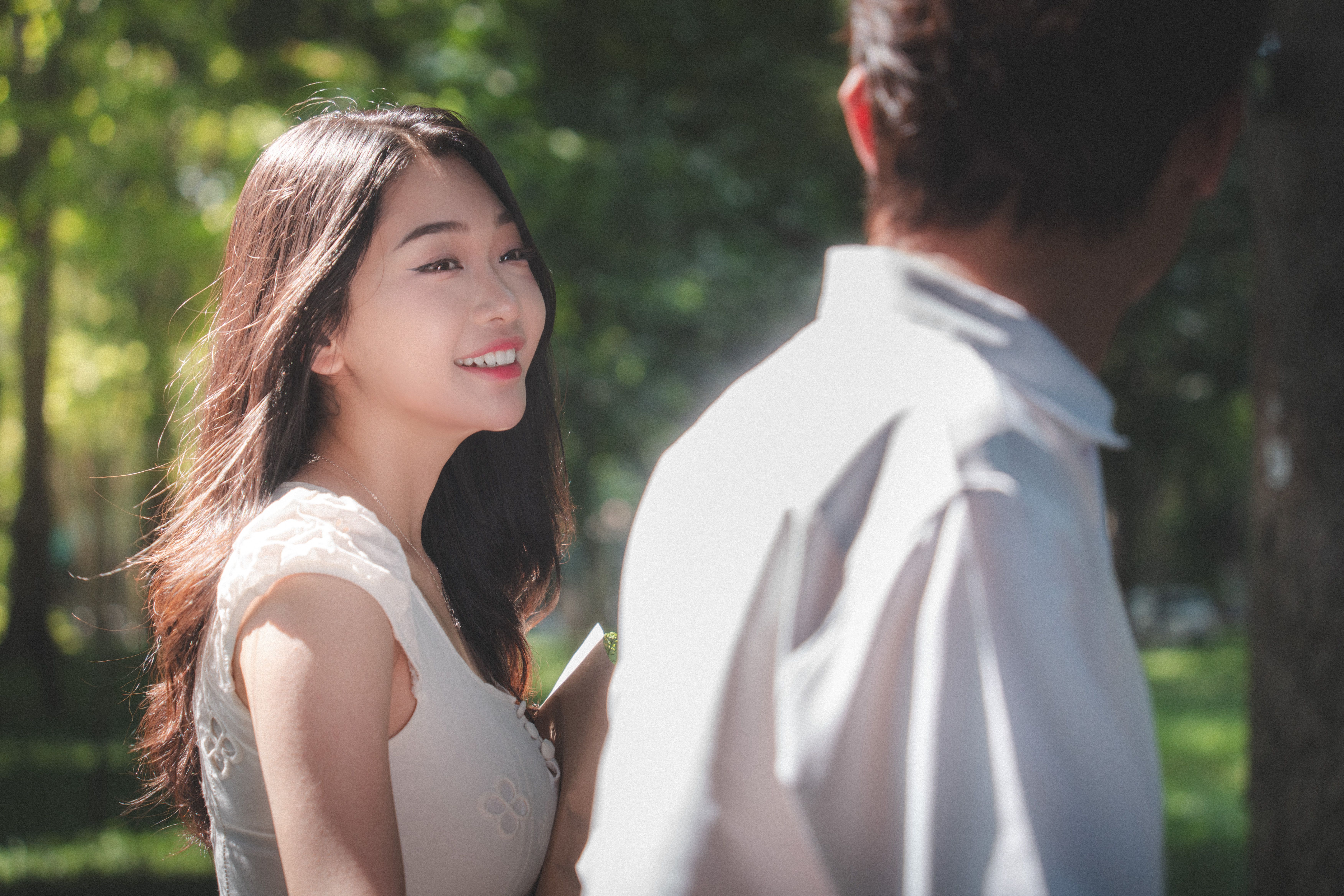 Woman Smiling to Man · Free Stock Photo