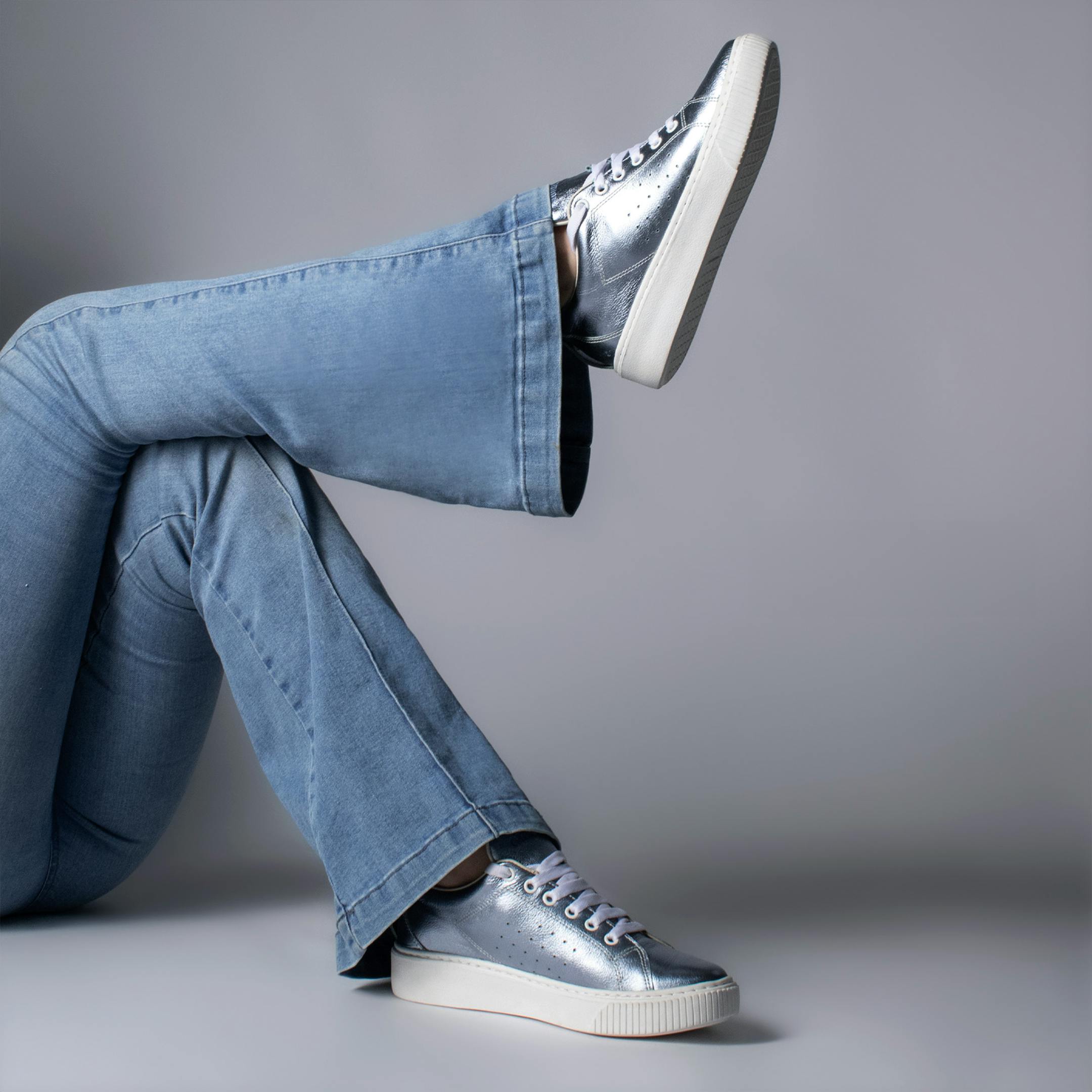 Foto de stock gratuita sobre accesorios, atletismo, atuendo, calzado ...