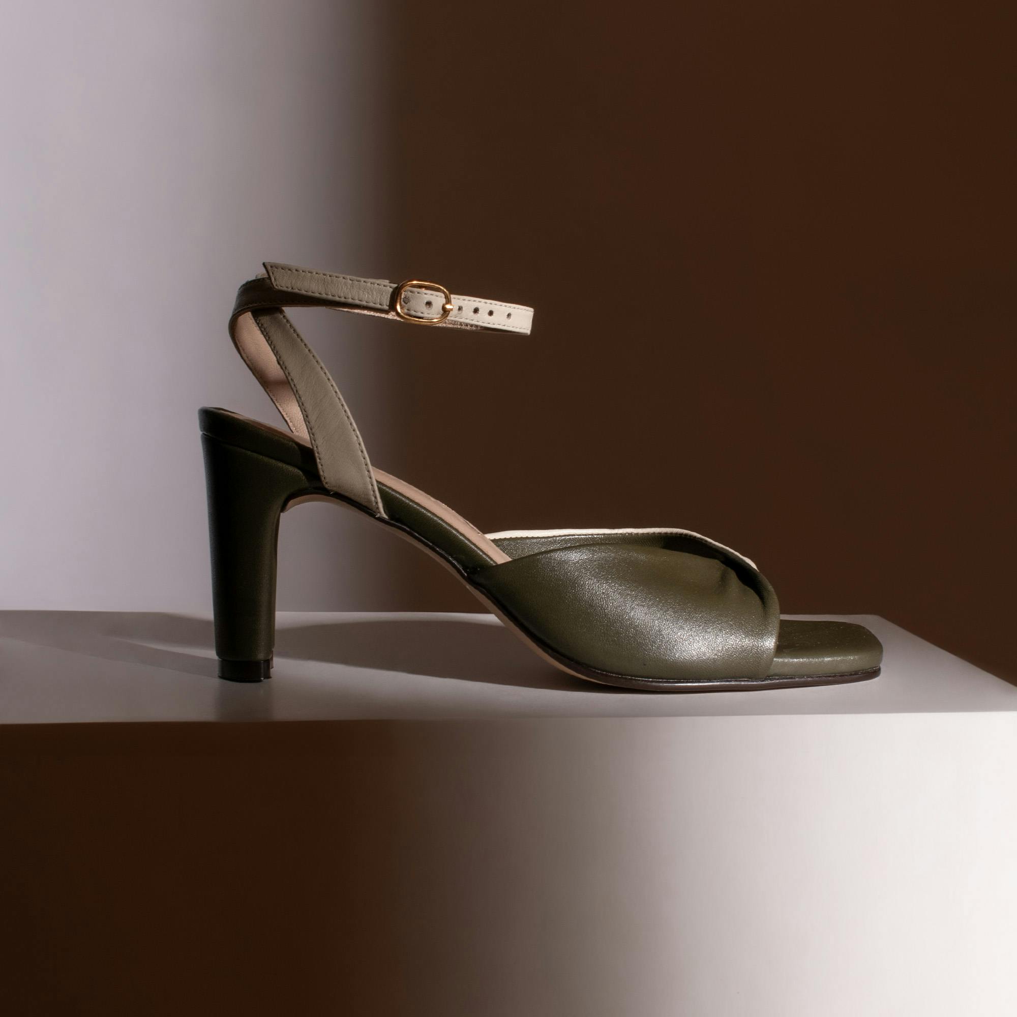 Heel Sandal Photos, Download The BEST Free Heel Sandal Stock Photos ...