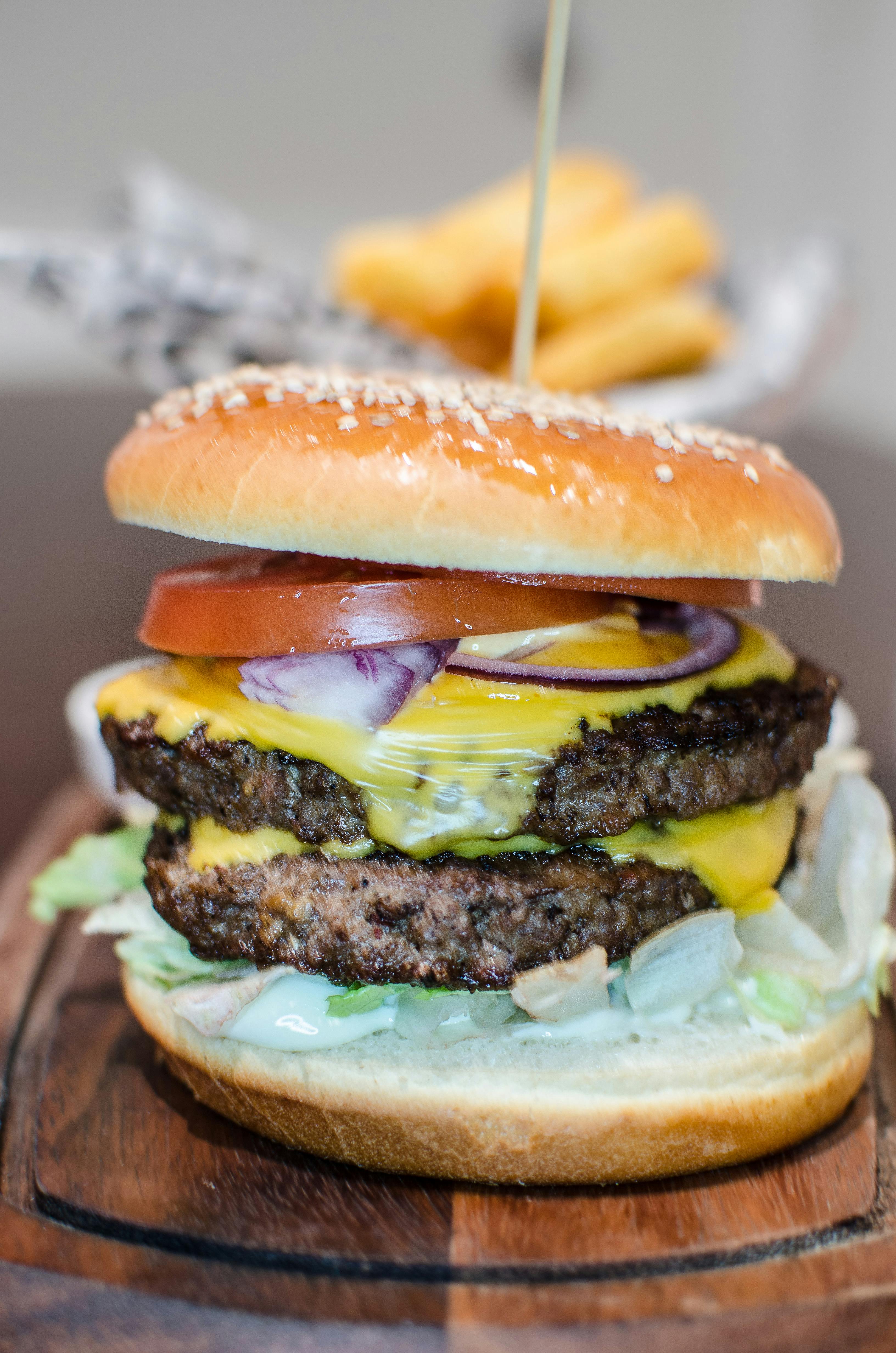 Ready to Eat Cheeseburger · Free Stock Photo