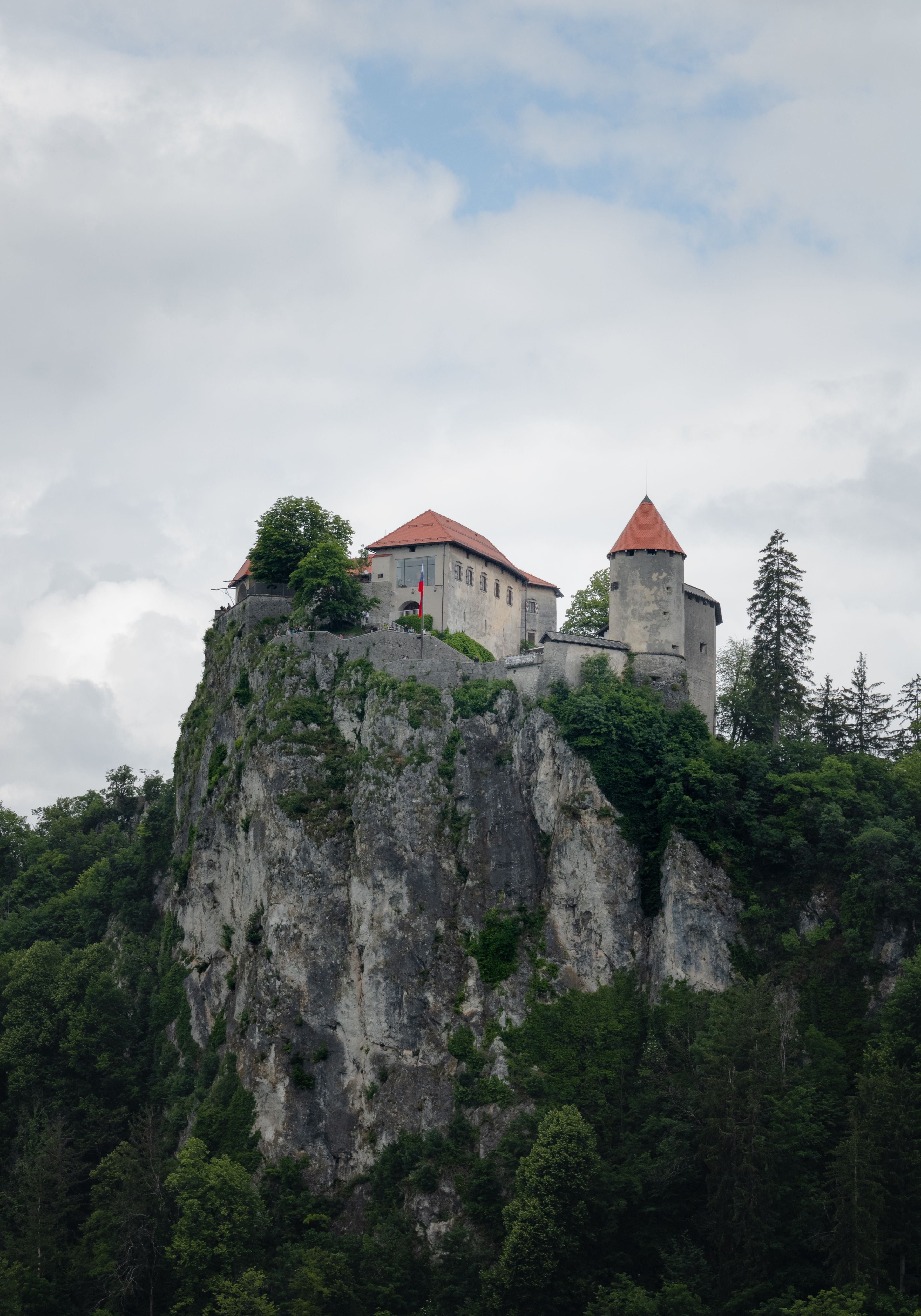 Castle on a Cliff · Free Stock Photo