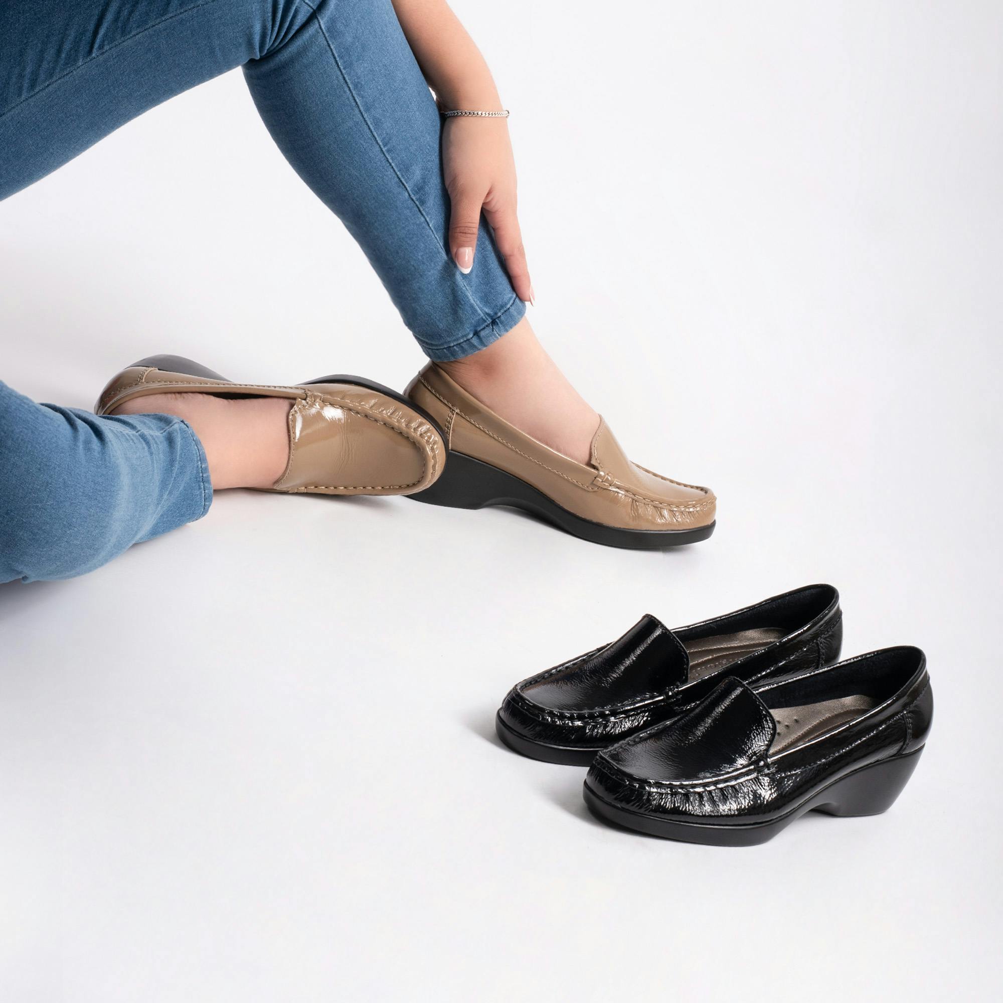 Black Women Legs Photos, Download The BEST Free Black Women Legs Stock ...