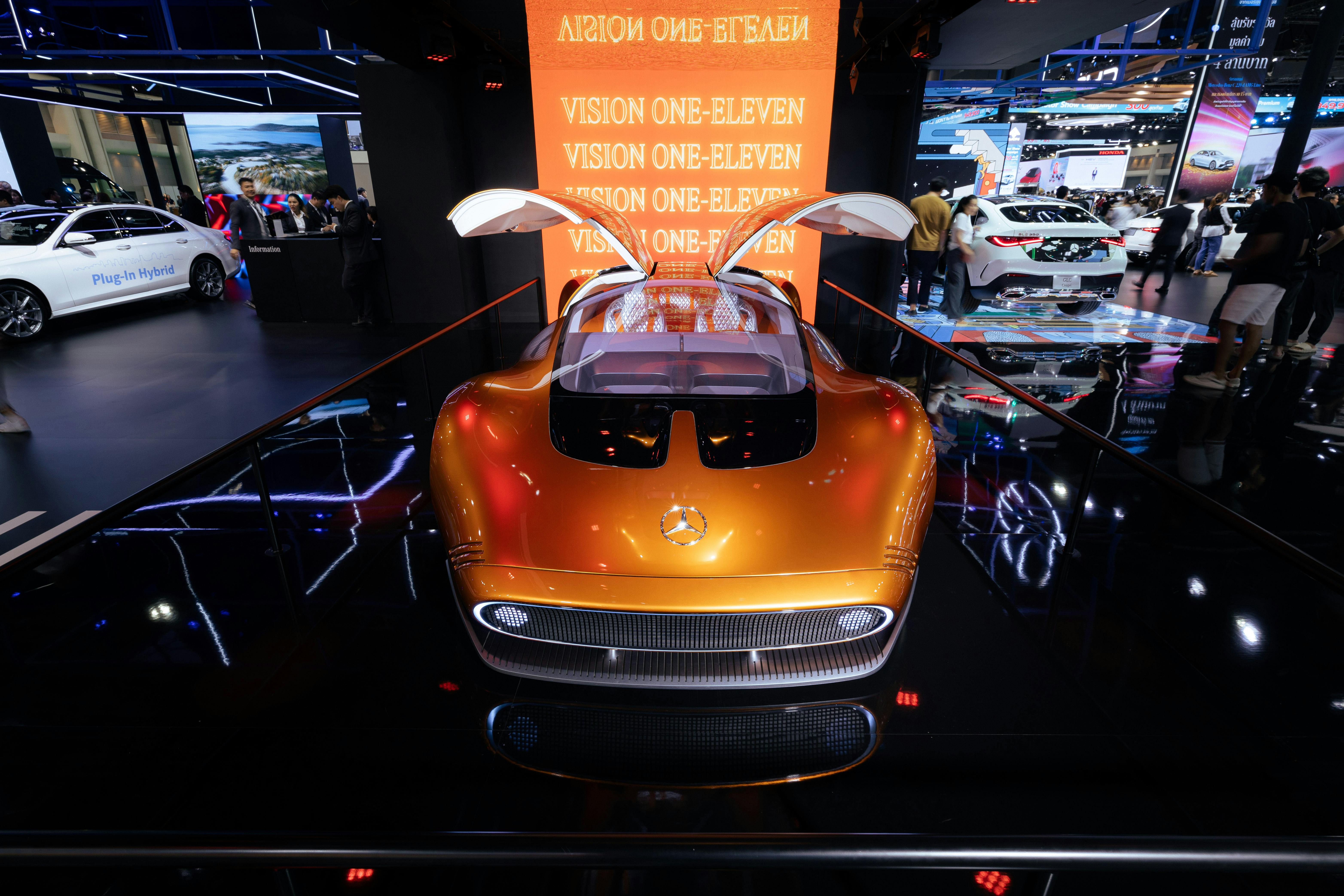 Future EV Car concept · Free Stock Photo