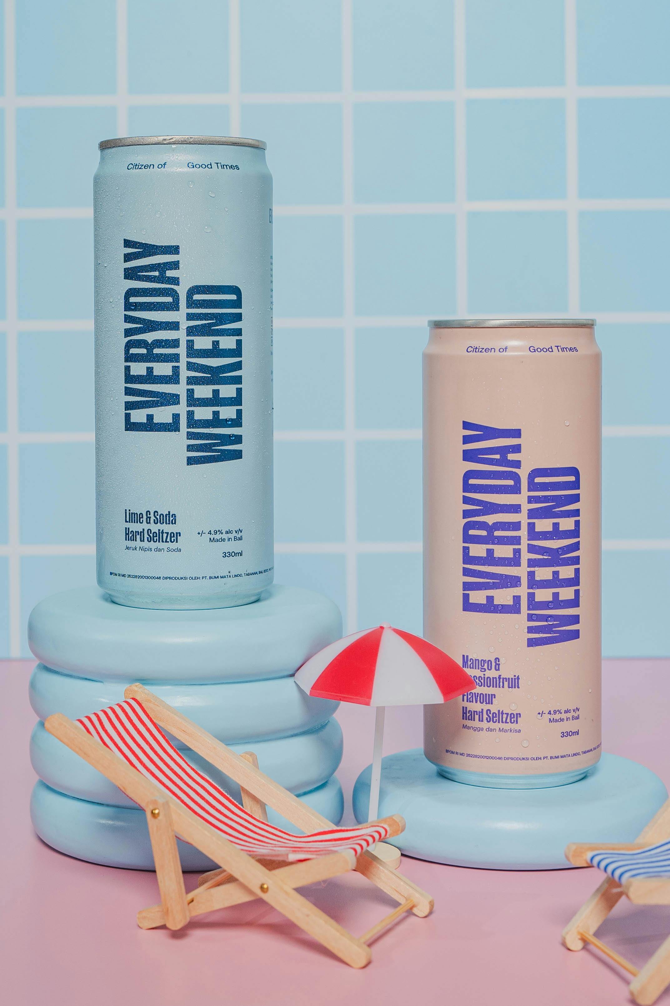 Photo of Two Cans · Free Stock Photo