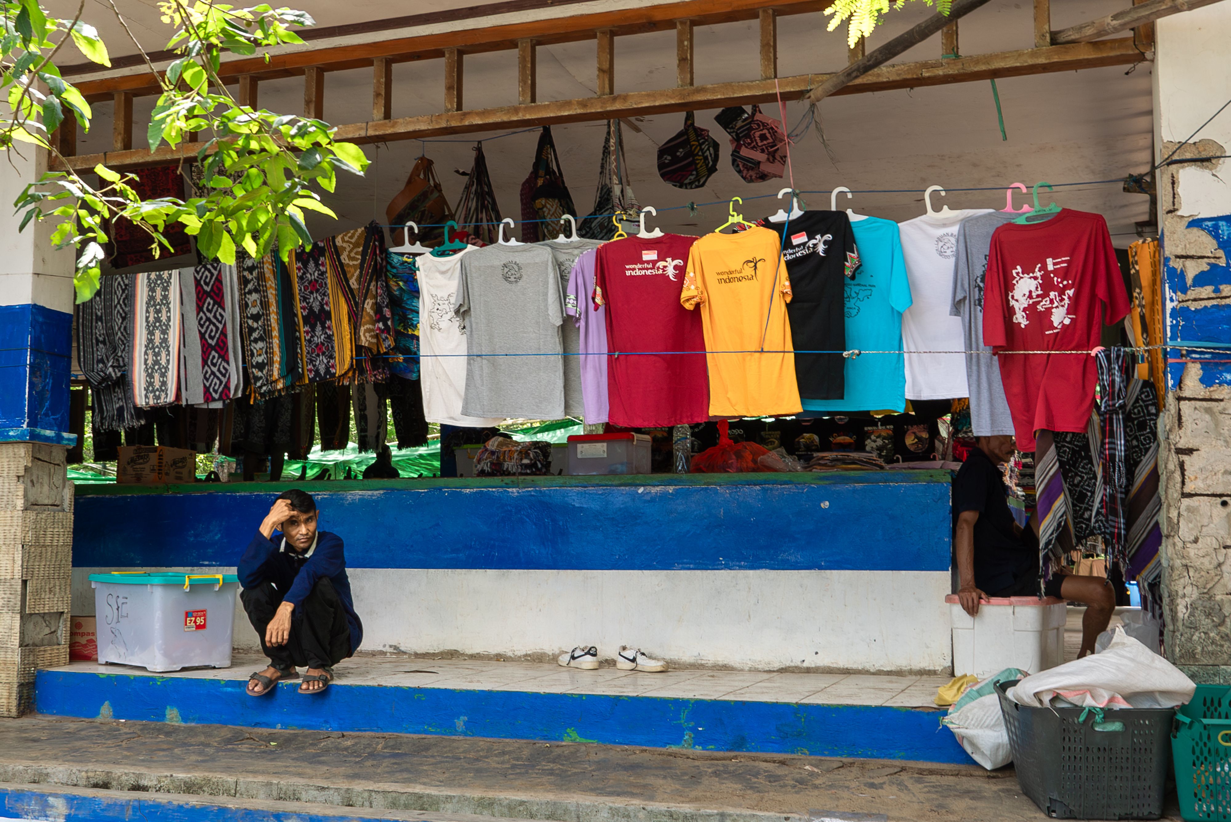 Nusa Tenggara Market Photos, Download The BEST Free Nusa Tenggara ...