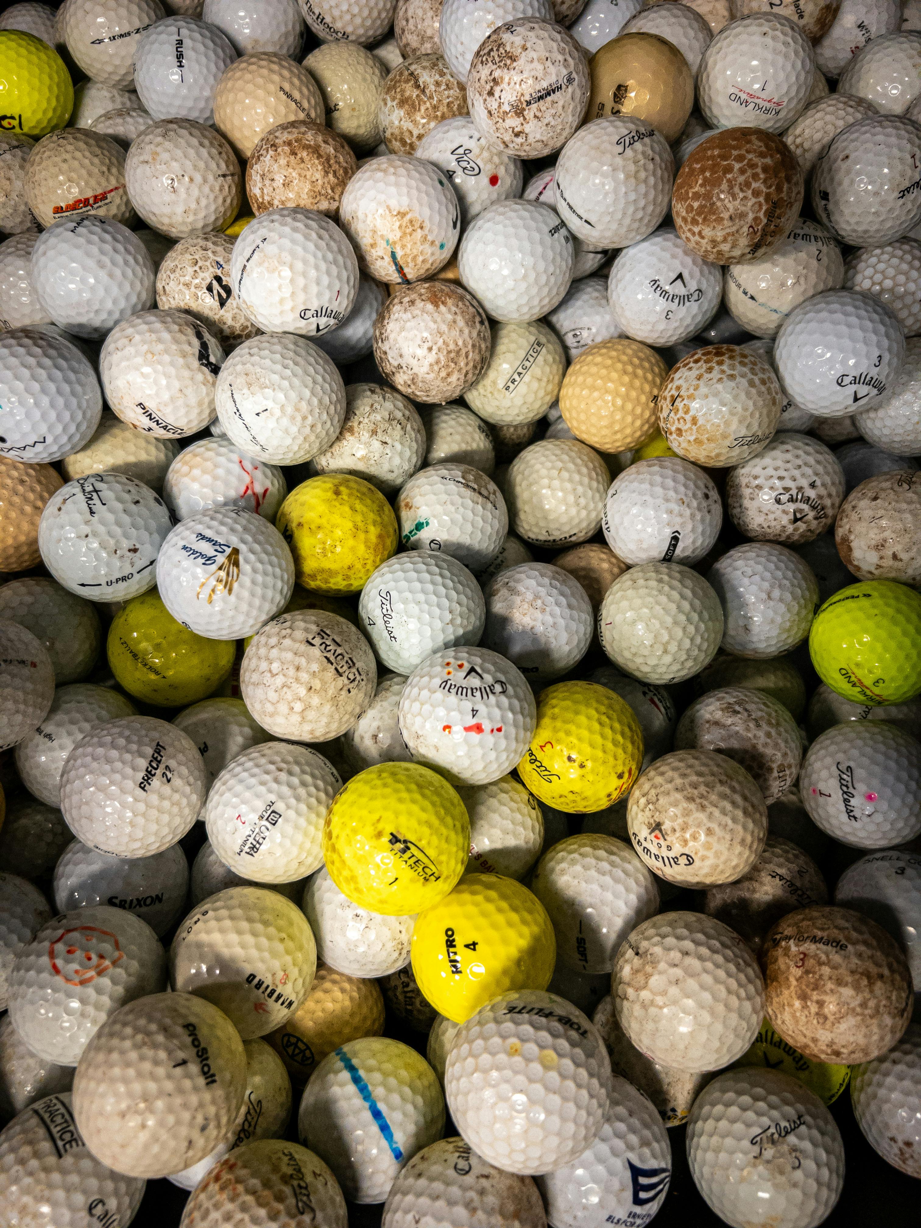 Close-Up Photography of Golf Ball · Free Stock Photo