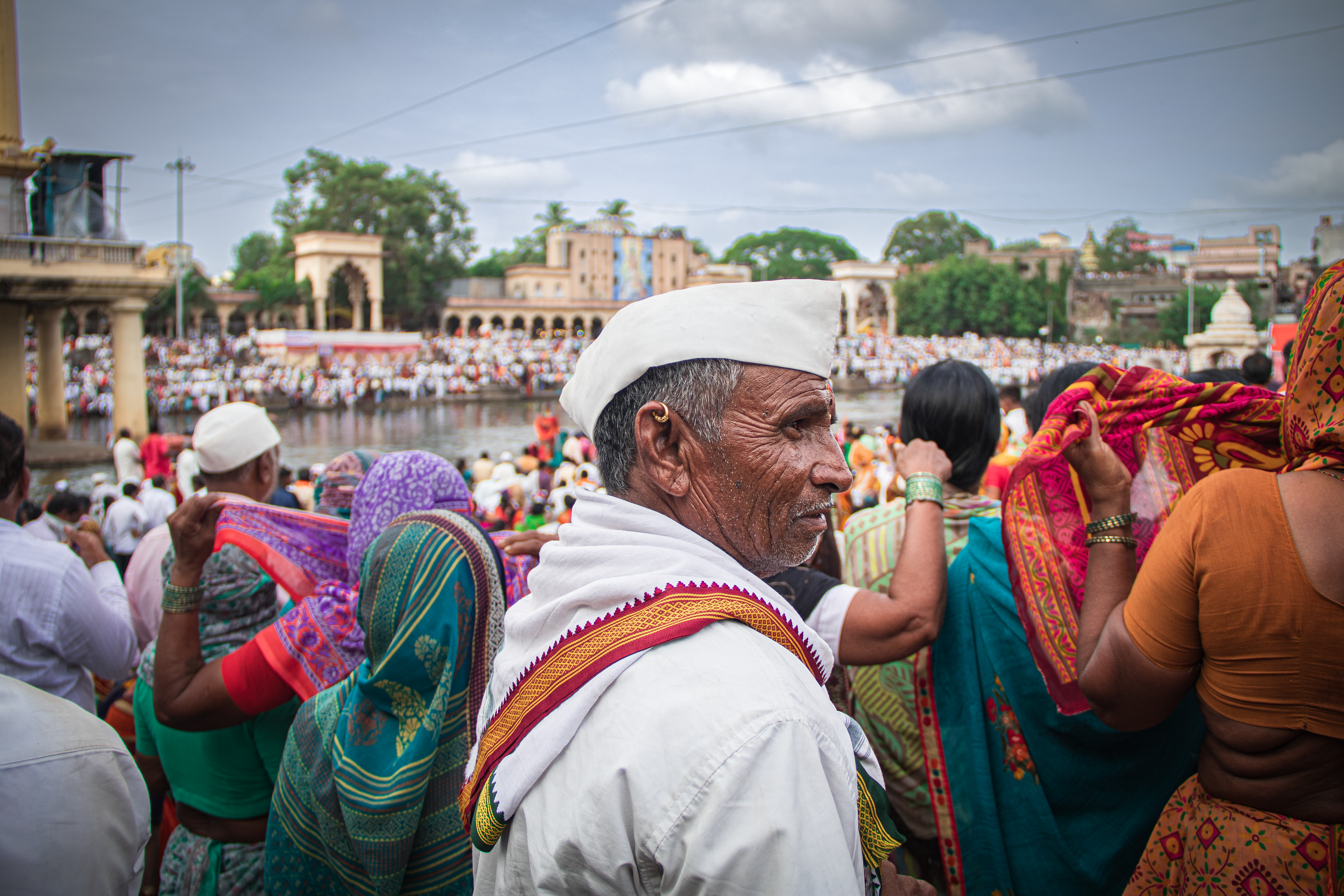 Side View of Man in Traditional Indian Clothing among Crowd of People ...