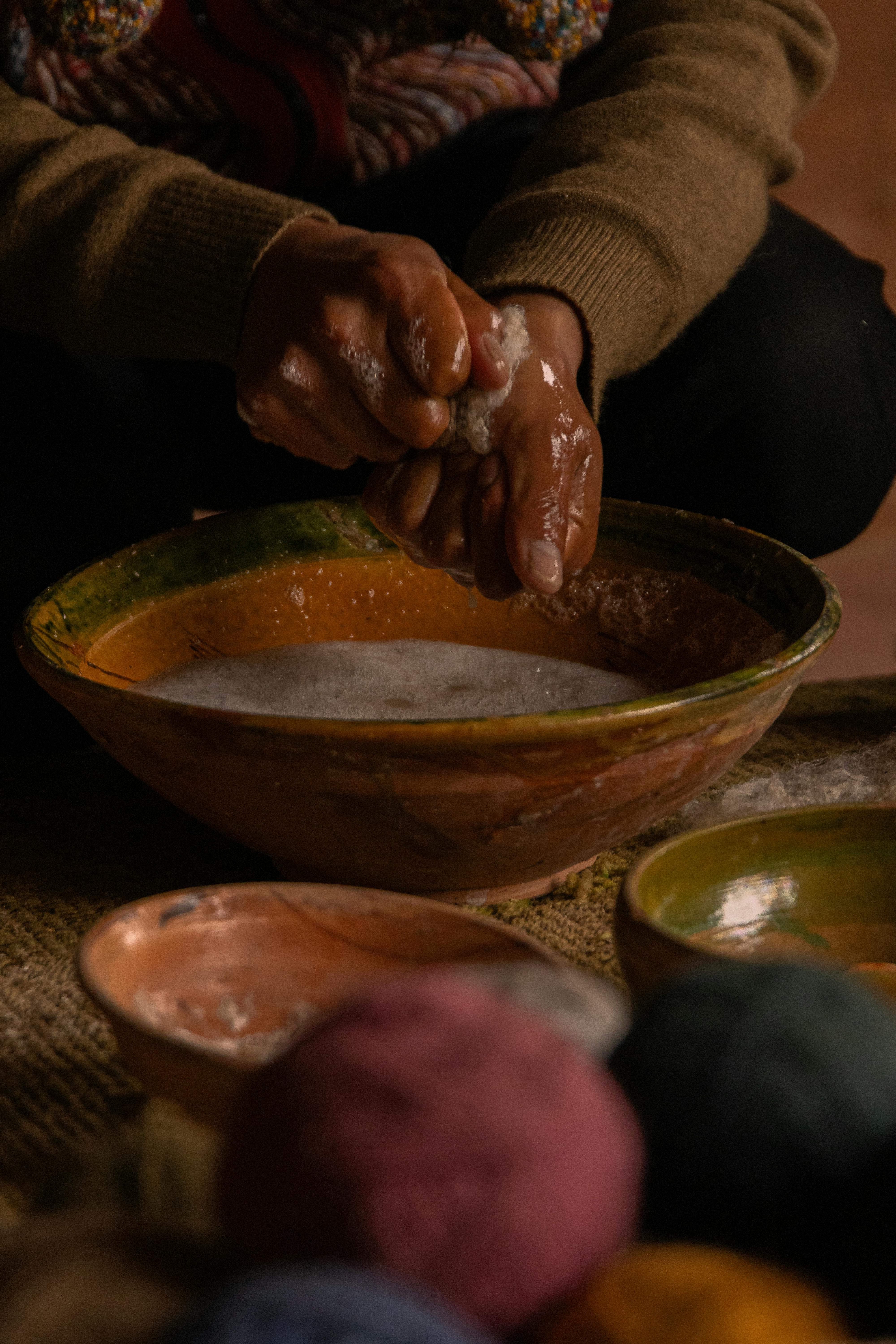 Man Making a Plate From Clay · Free Stock Photo