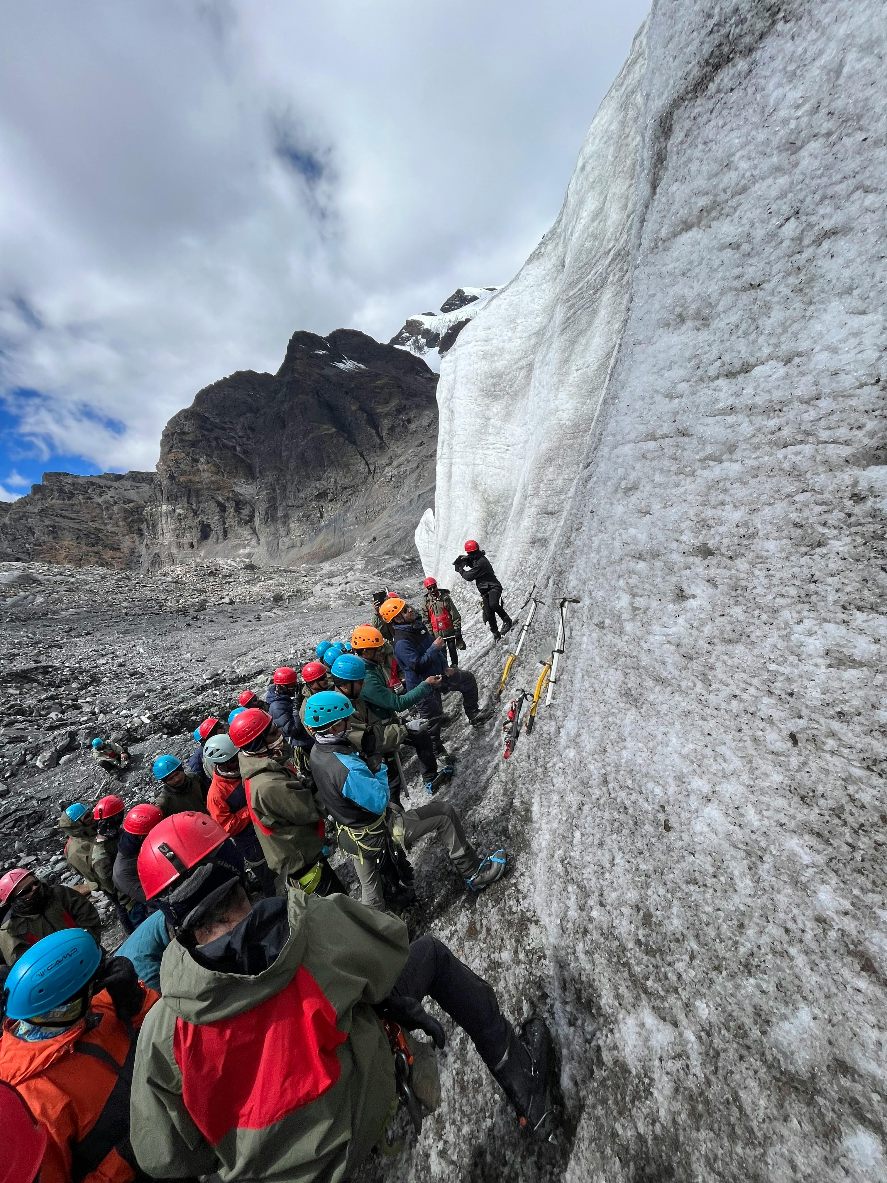 People Climbing Mountains · Free Stock Photo