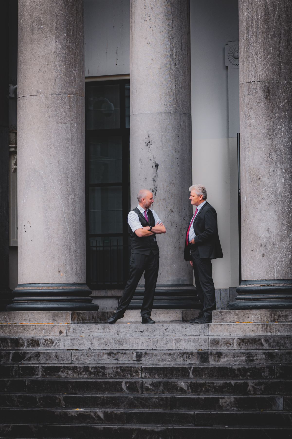 Businessmen Talking Vertical Photos, Download The BEST Free Businessmen ...
