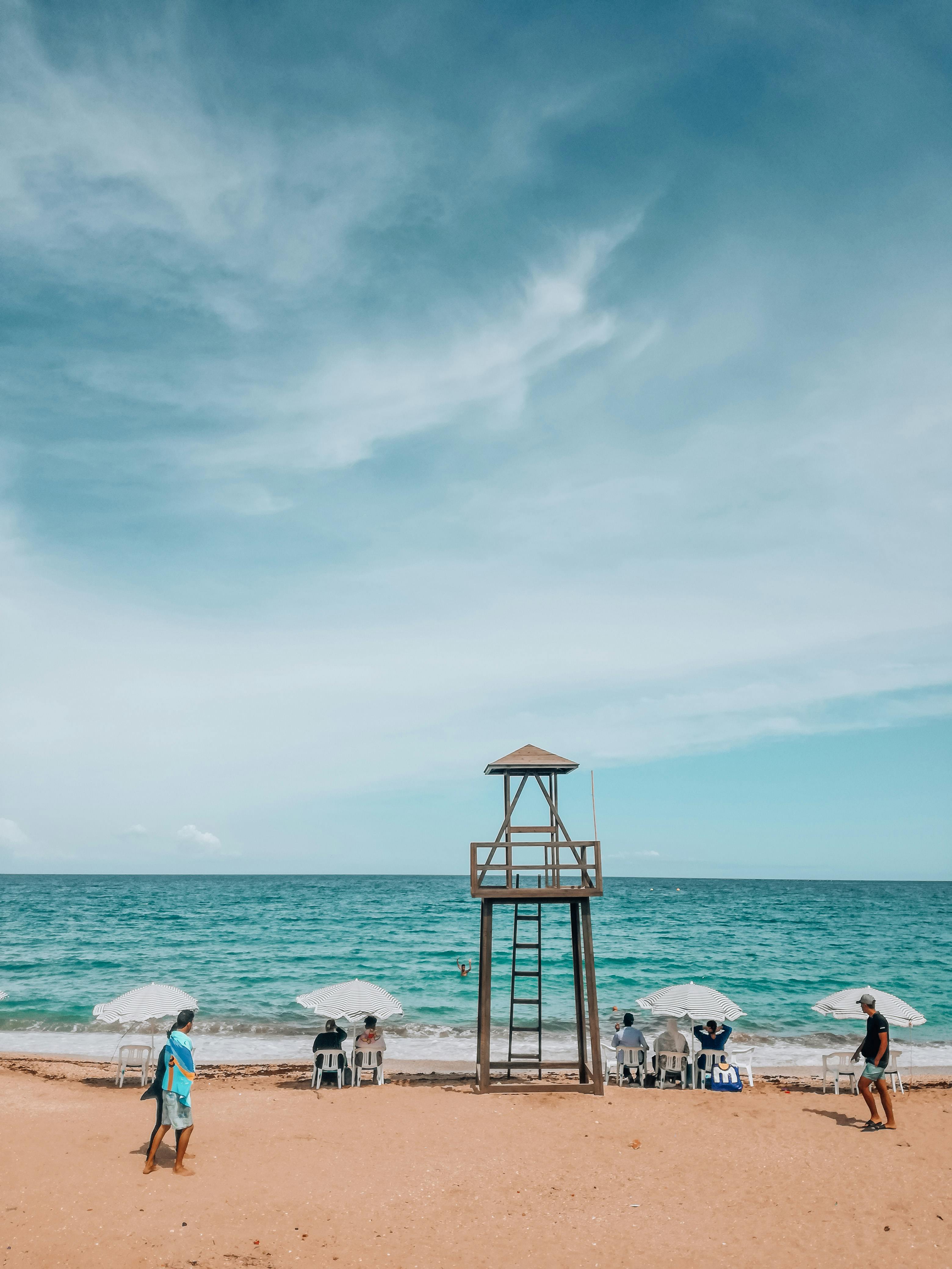 Wooden Lifeguard Tower on Beach · Free Stock Photo
