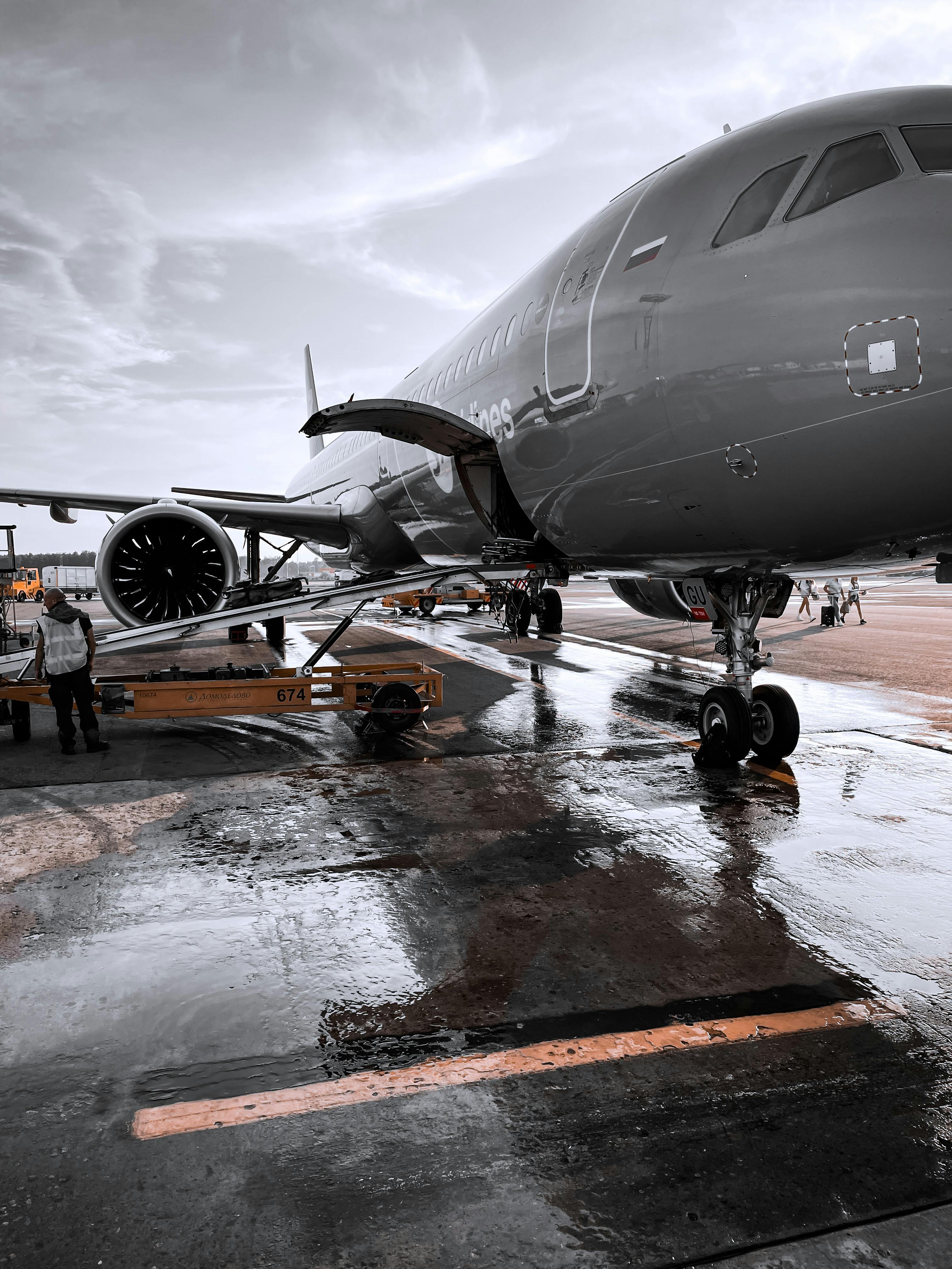 Jet Fuel Photos, Download The BEST Free Jet Fuel Stock Photos & HD Images