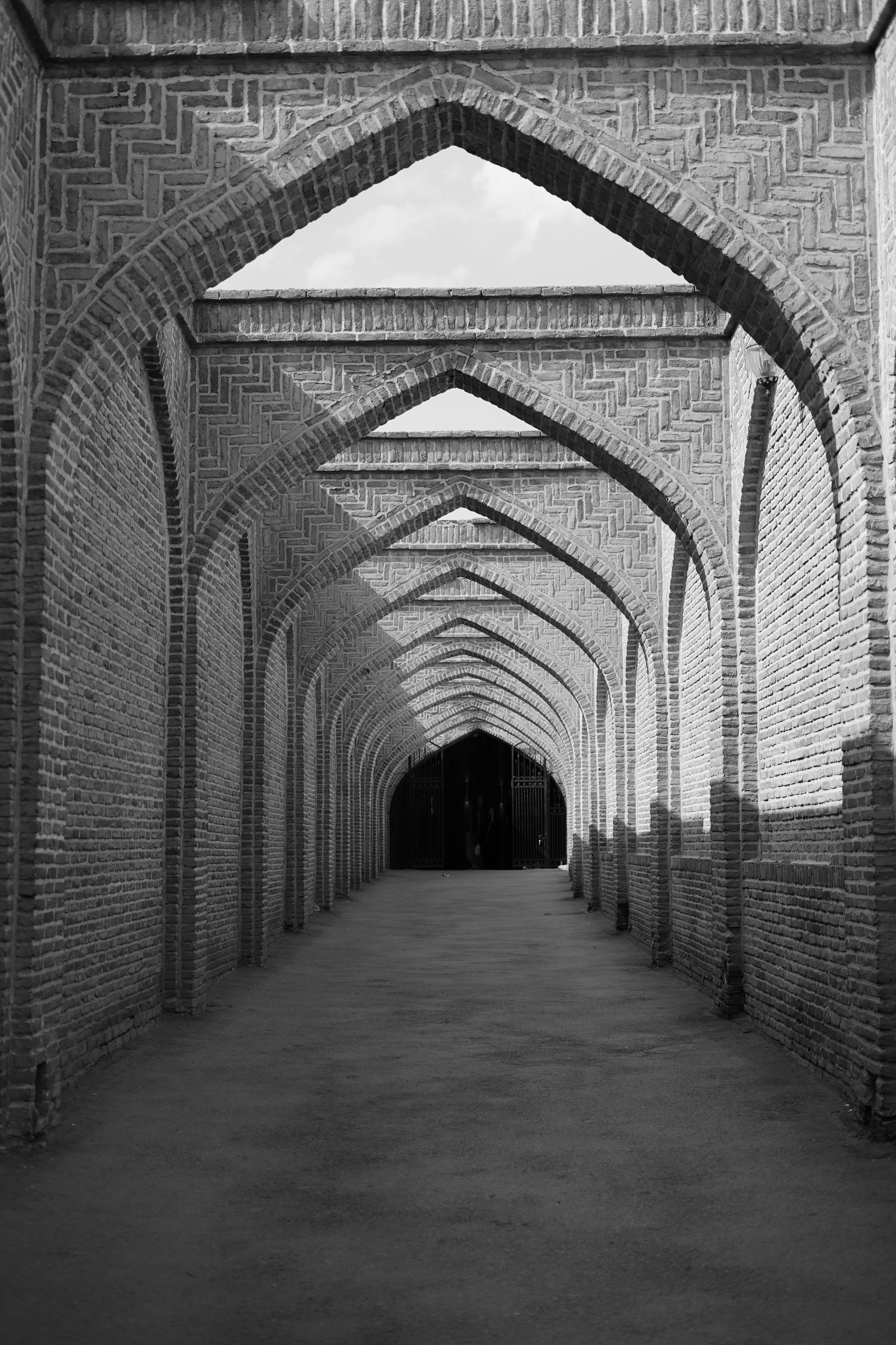 White Architecture Arch Hallway Curve Corridor Photos, Download The ...