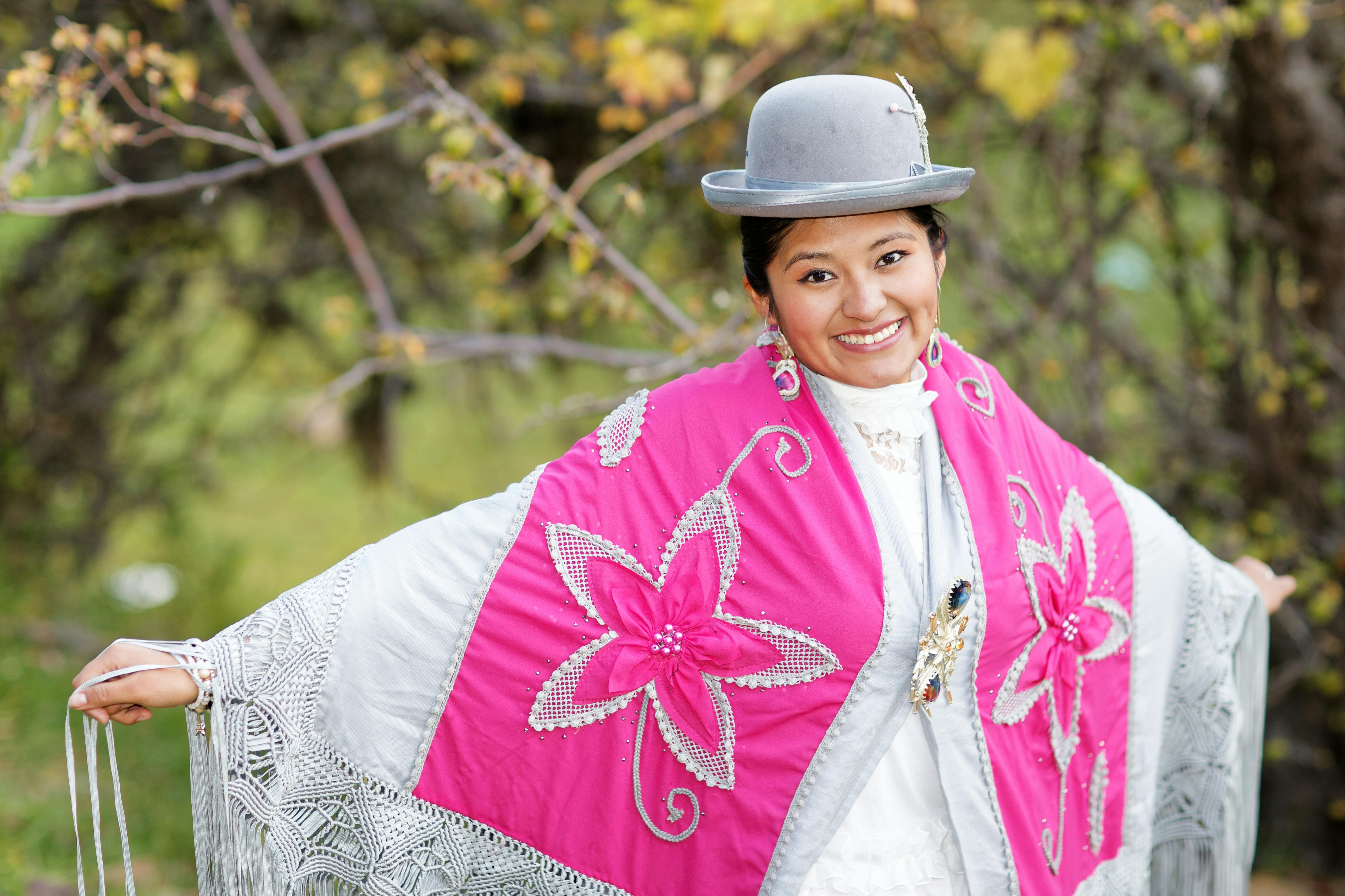 Pretty bolivian cholita from La Paz · Free Stock Photo