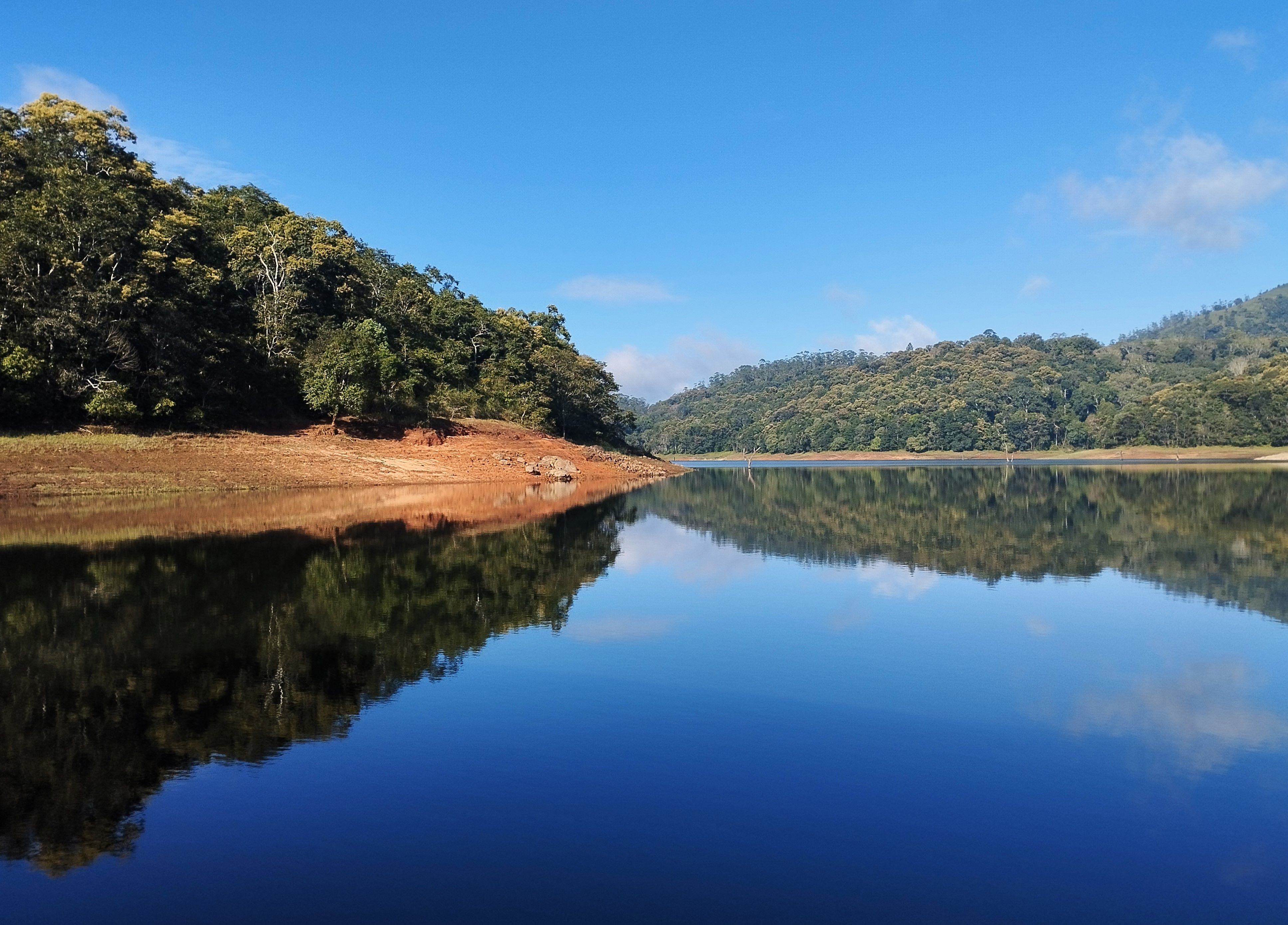 Scenic Landscape with a Lake · Free Stock Photo