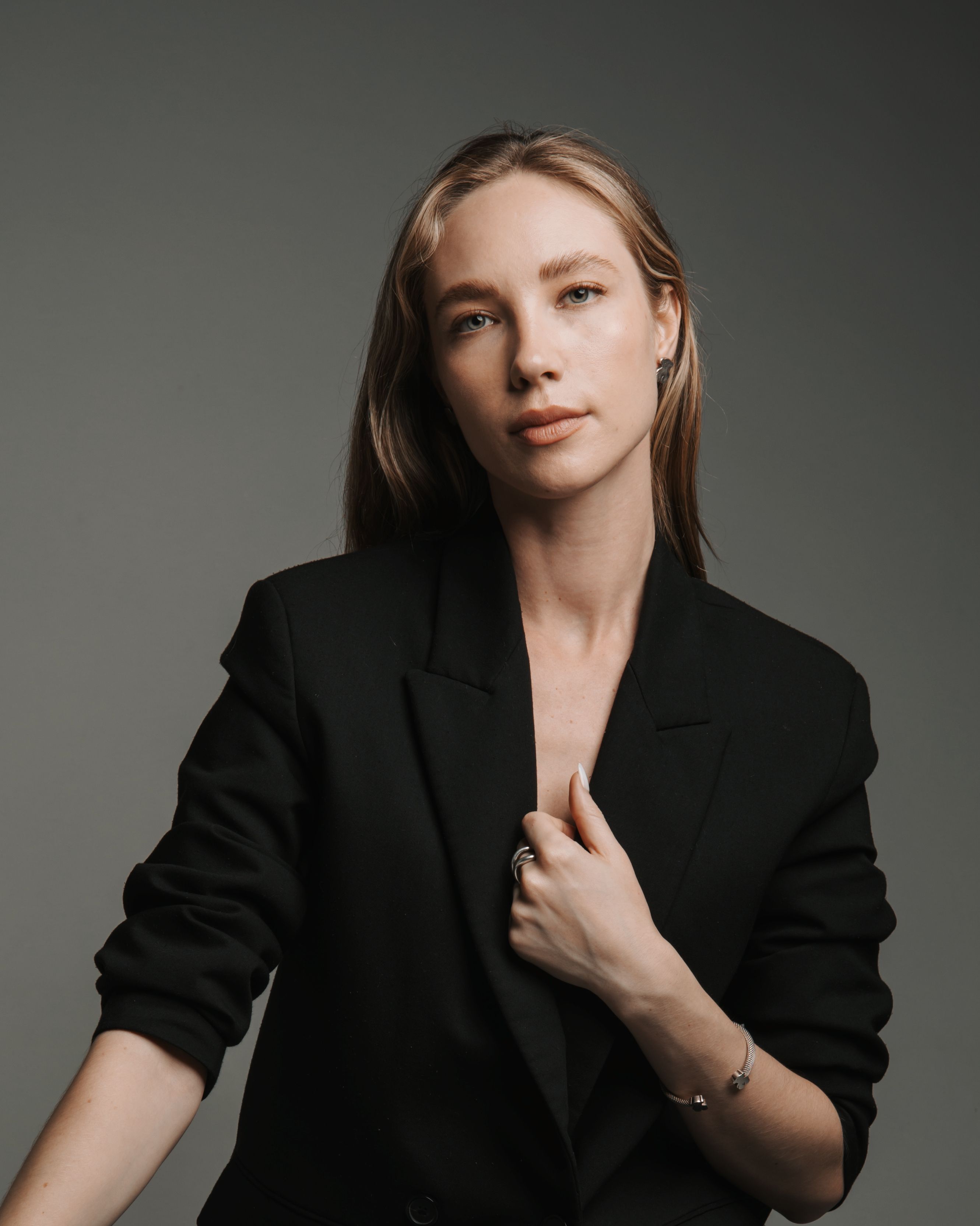Model Wearing a Black Jacket · Free Stock Photo