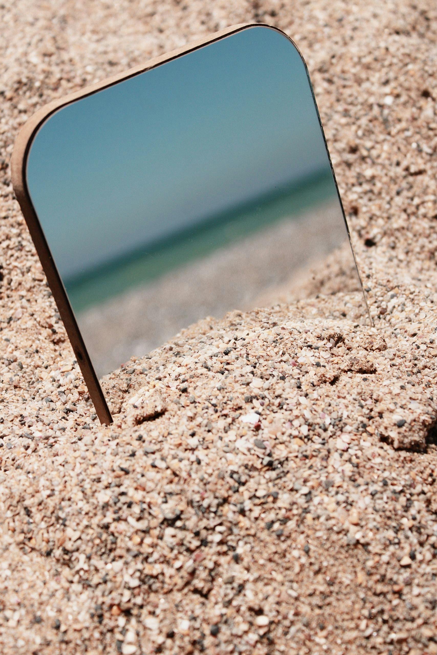 Mirror in the Sand · Free Stock Photo