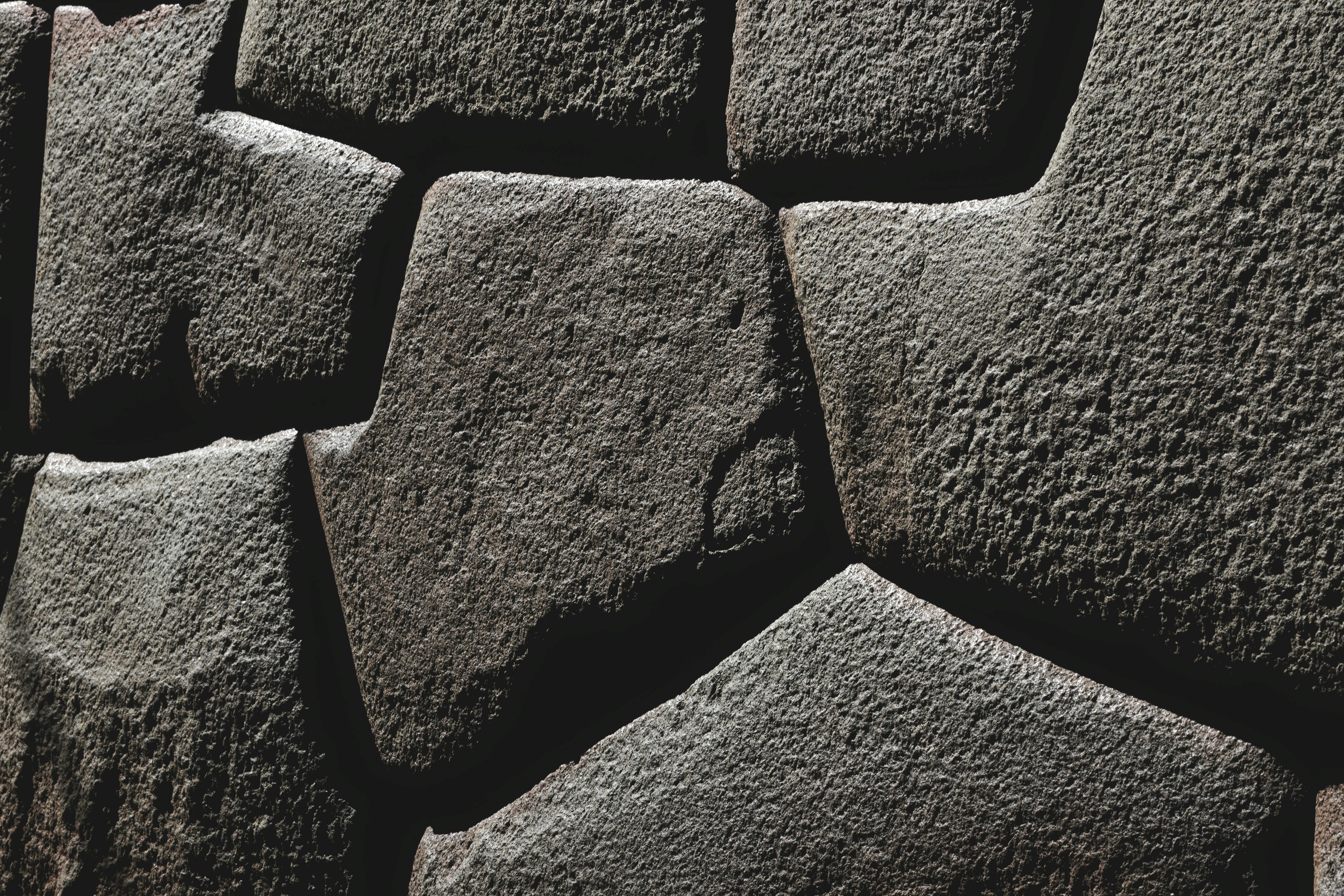 Ancient inca wall in the old town of Cusco, Peru · Free Stock Photo