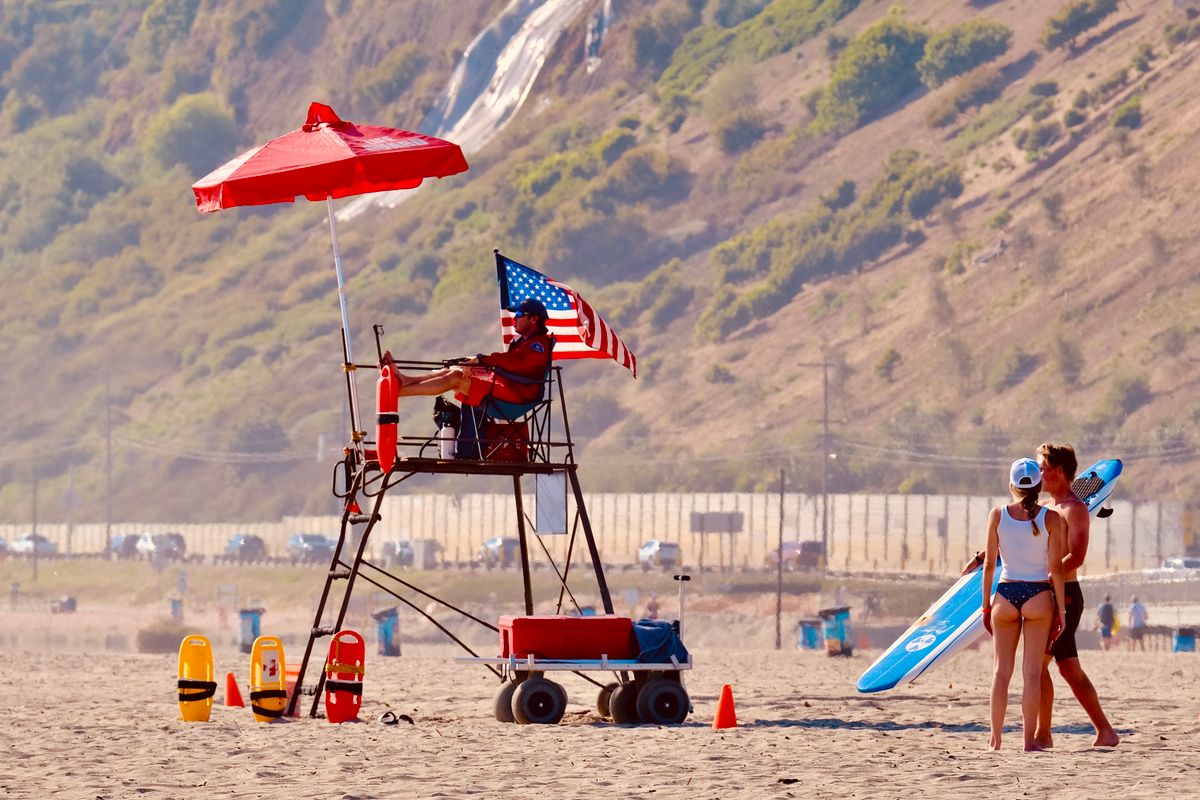 Lifeguard Female Photos, Download The BEST Free Lifeguard Female Stock ...