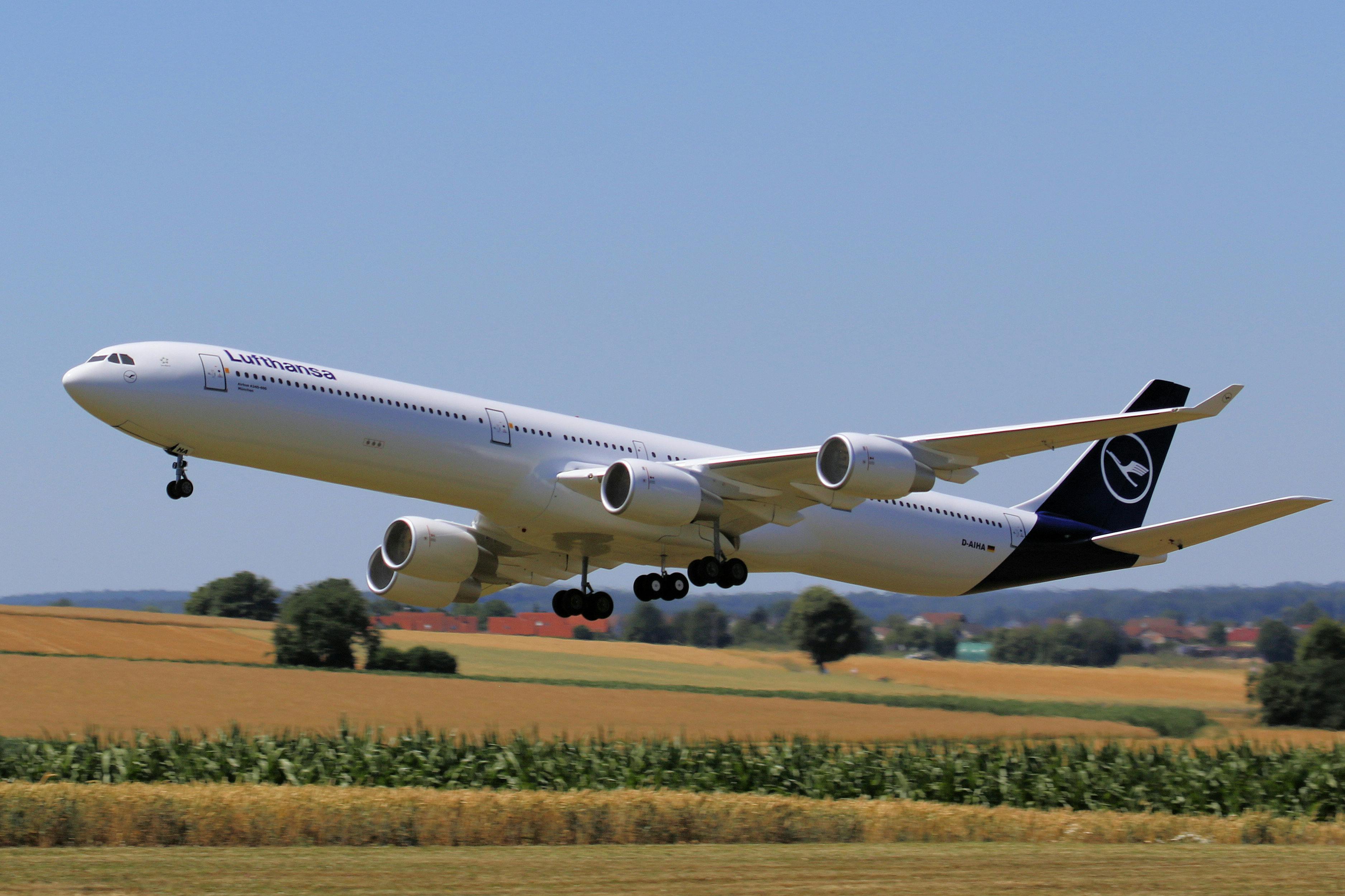 Taking Off RC Model of Airbus A340 · Free Stock Photo