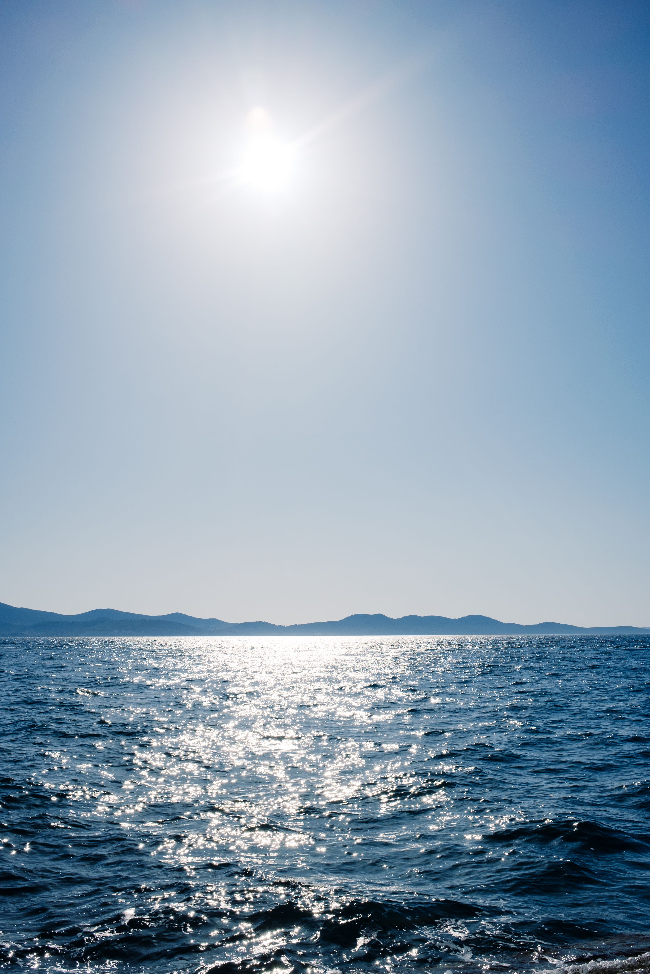 Noon Sunlit Shining on Sea · Free Stock Photo