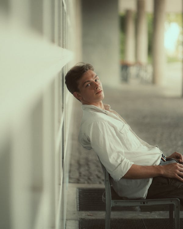 Model Side View Photos, Download The BEST Free Model Side View Stock ...